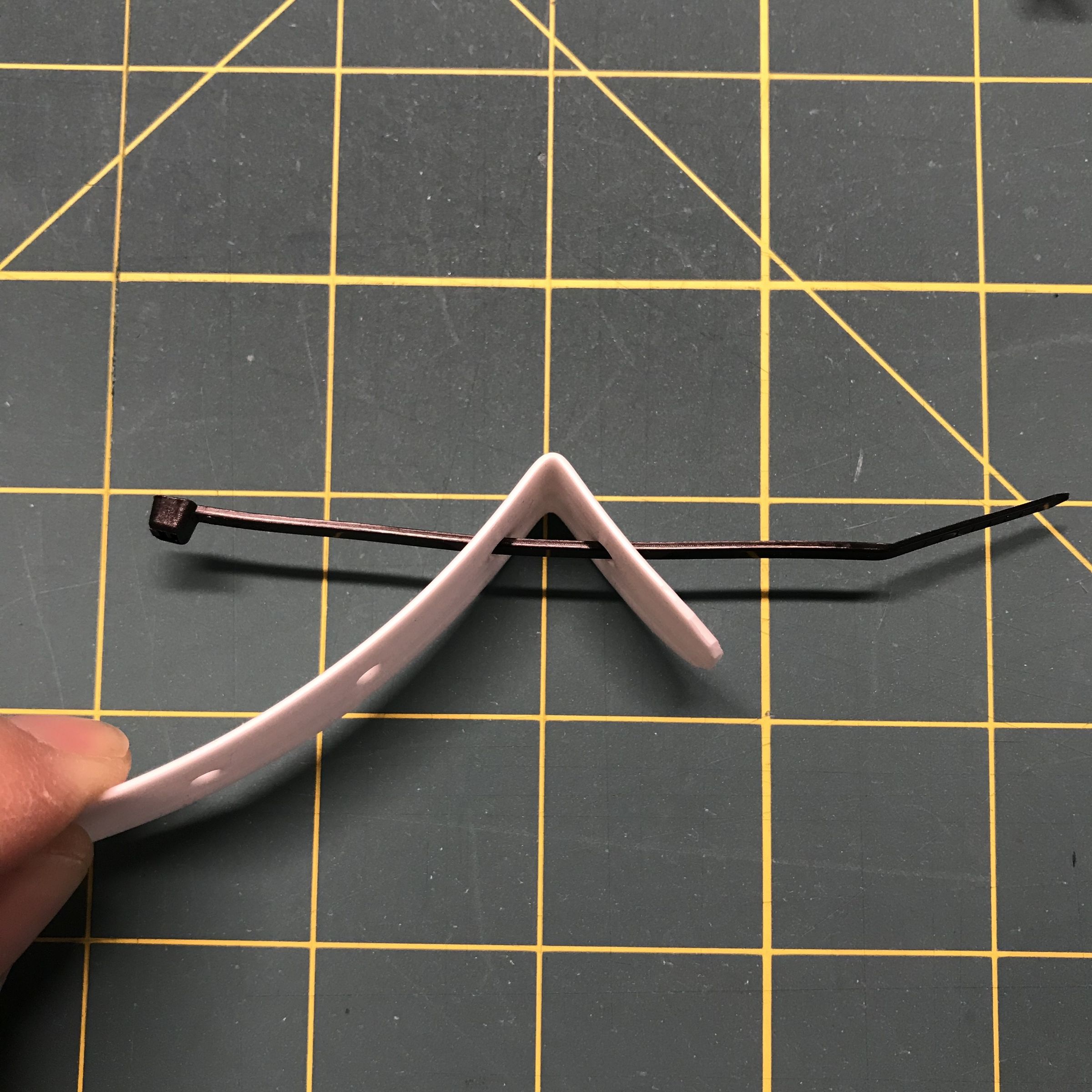 DIY PPE Ear Saver (3D Printer Not Needed) : 5 Steps (with Pictures ...