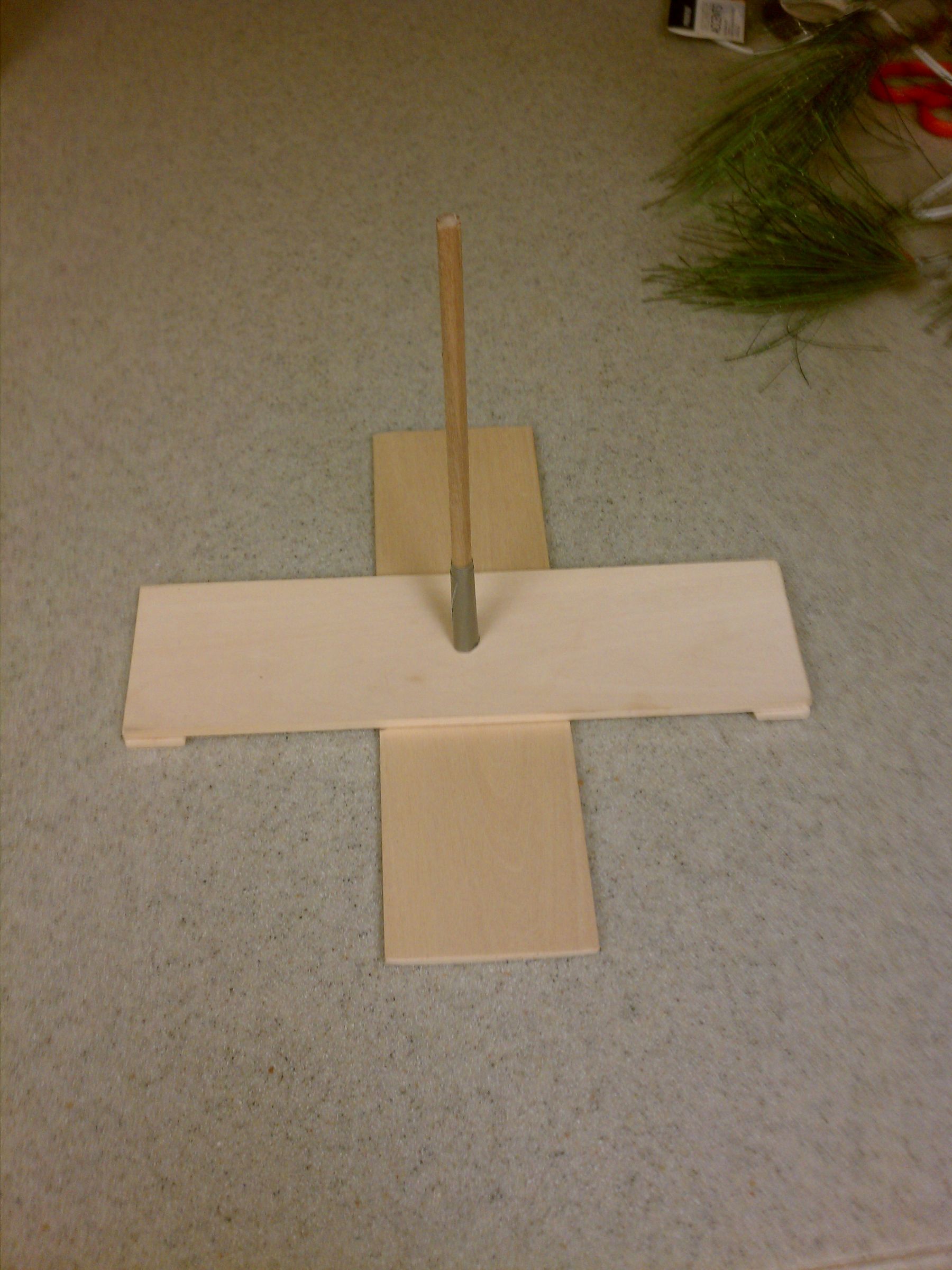 Charlie Brown's Christmas Tree : 4 Steps (with Pictures) - Instructables