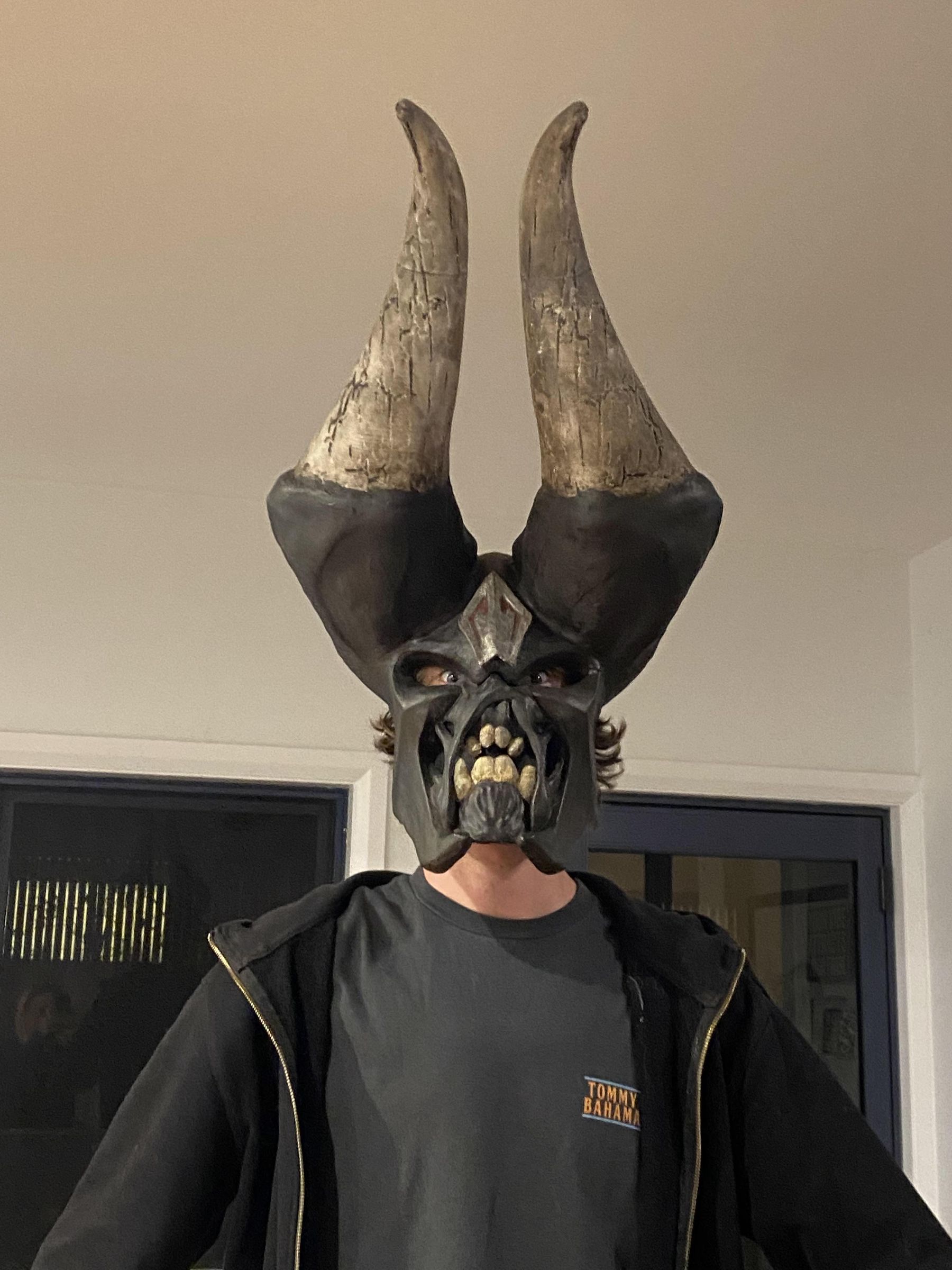 Monster Mask (Meter Tall) : 22 Steps (with Pictures) - Instructables