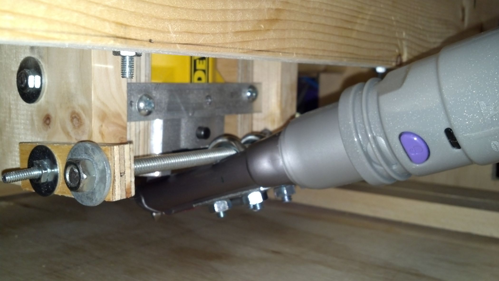 Dust "Shoe" for Drawerslide CNC - Instructables
