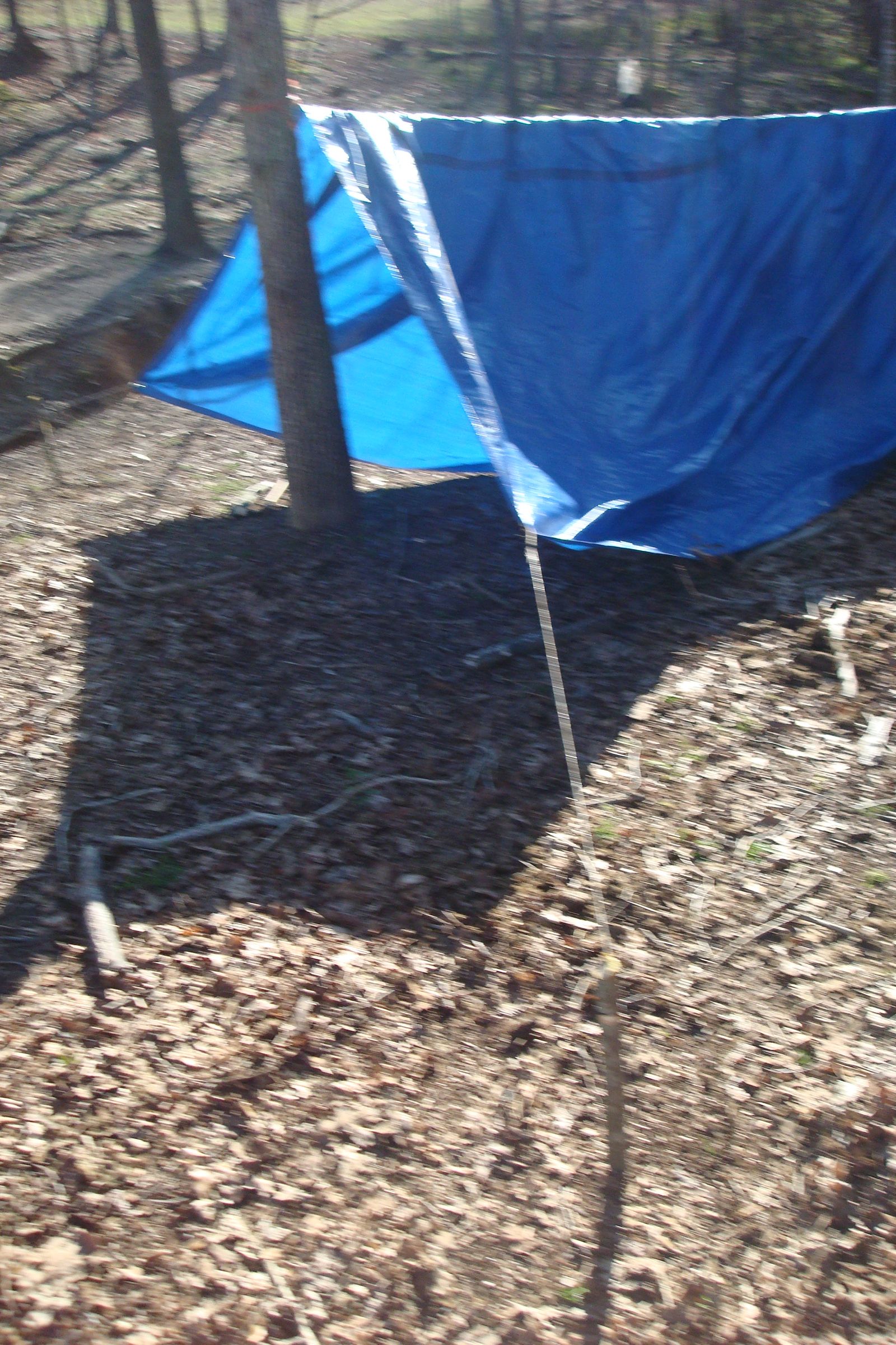 Paracord Tent Or, Hobos Tent : 5 Steps - Instructables