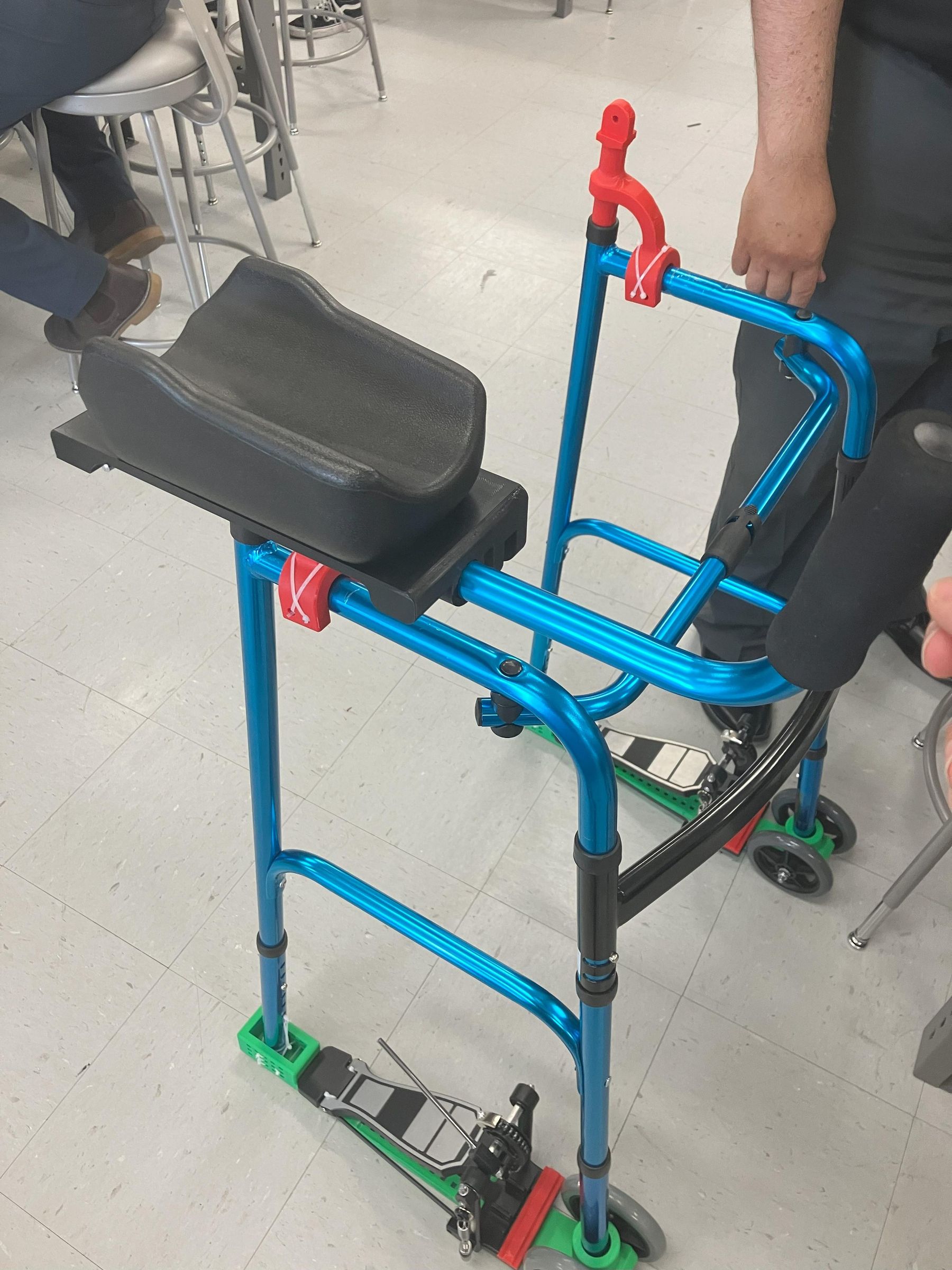 Adaptive Arm-lifting Attachment for a Standard Walker : 6 Steps ...