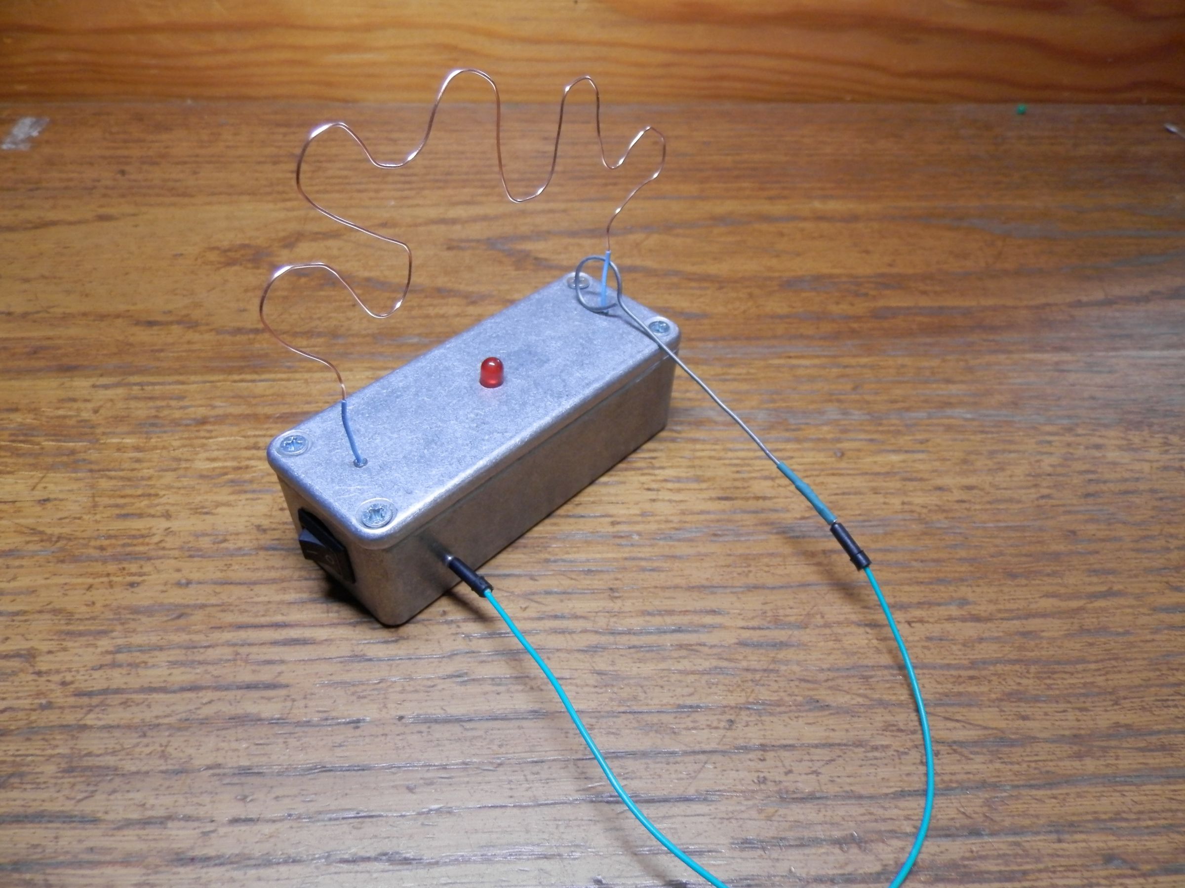 Pocket-sized Wire Loop Game : 9 Steps - Instructables