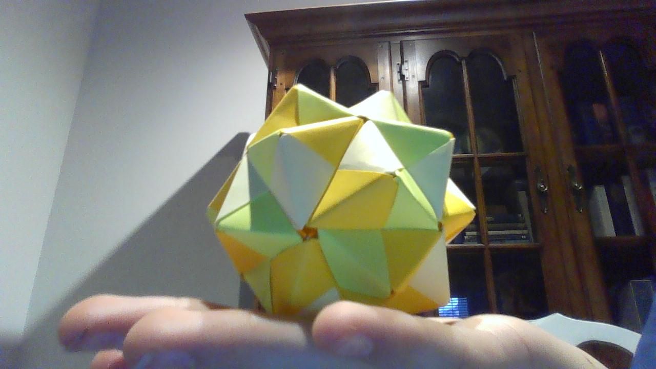 Post-It Origami Icosahedron : 11 Steps - Instructables