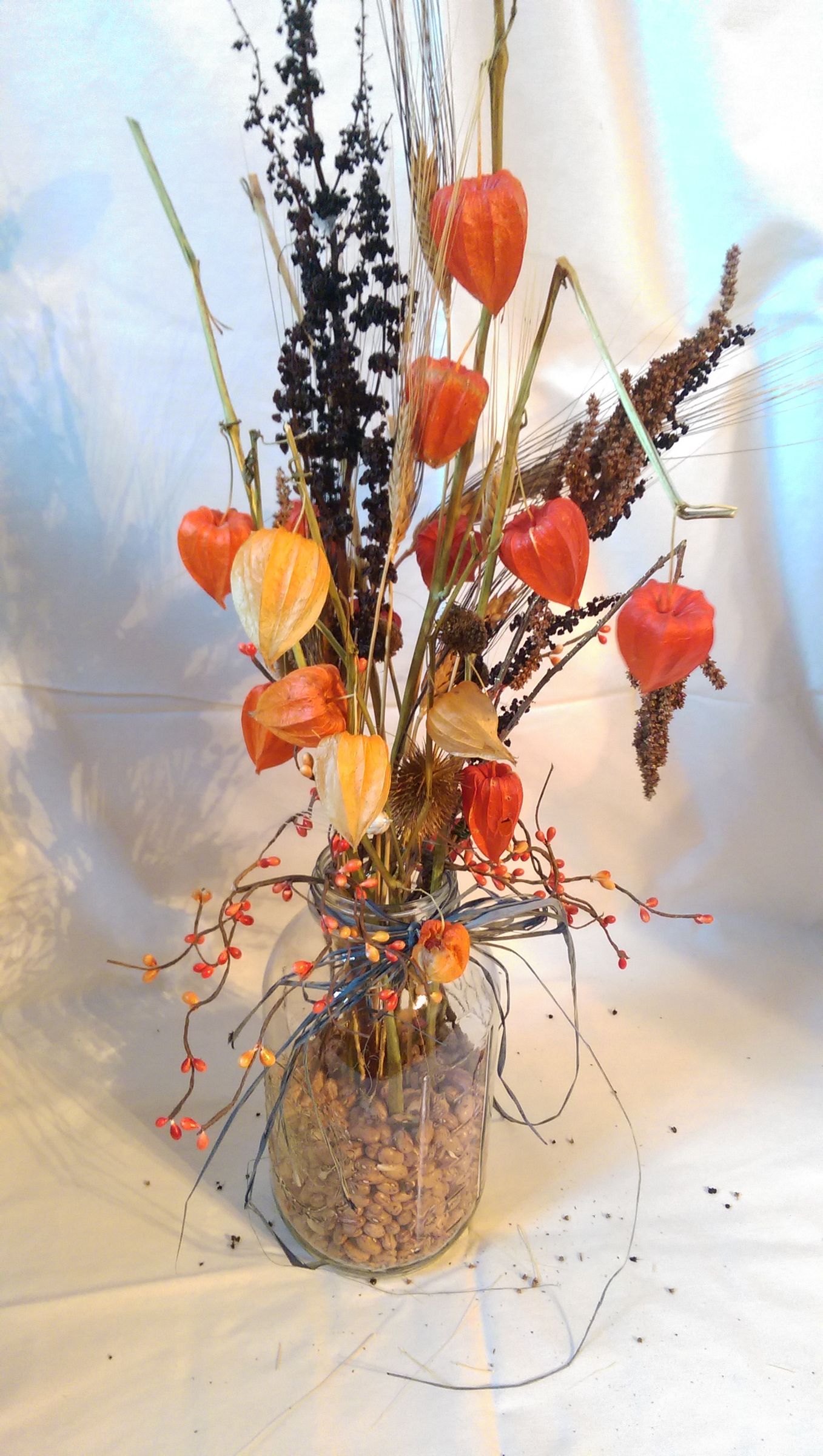 Fall-themed Mason Jar Wedding Centerpieces : 6 Steps (with Pictures ...