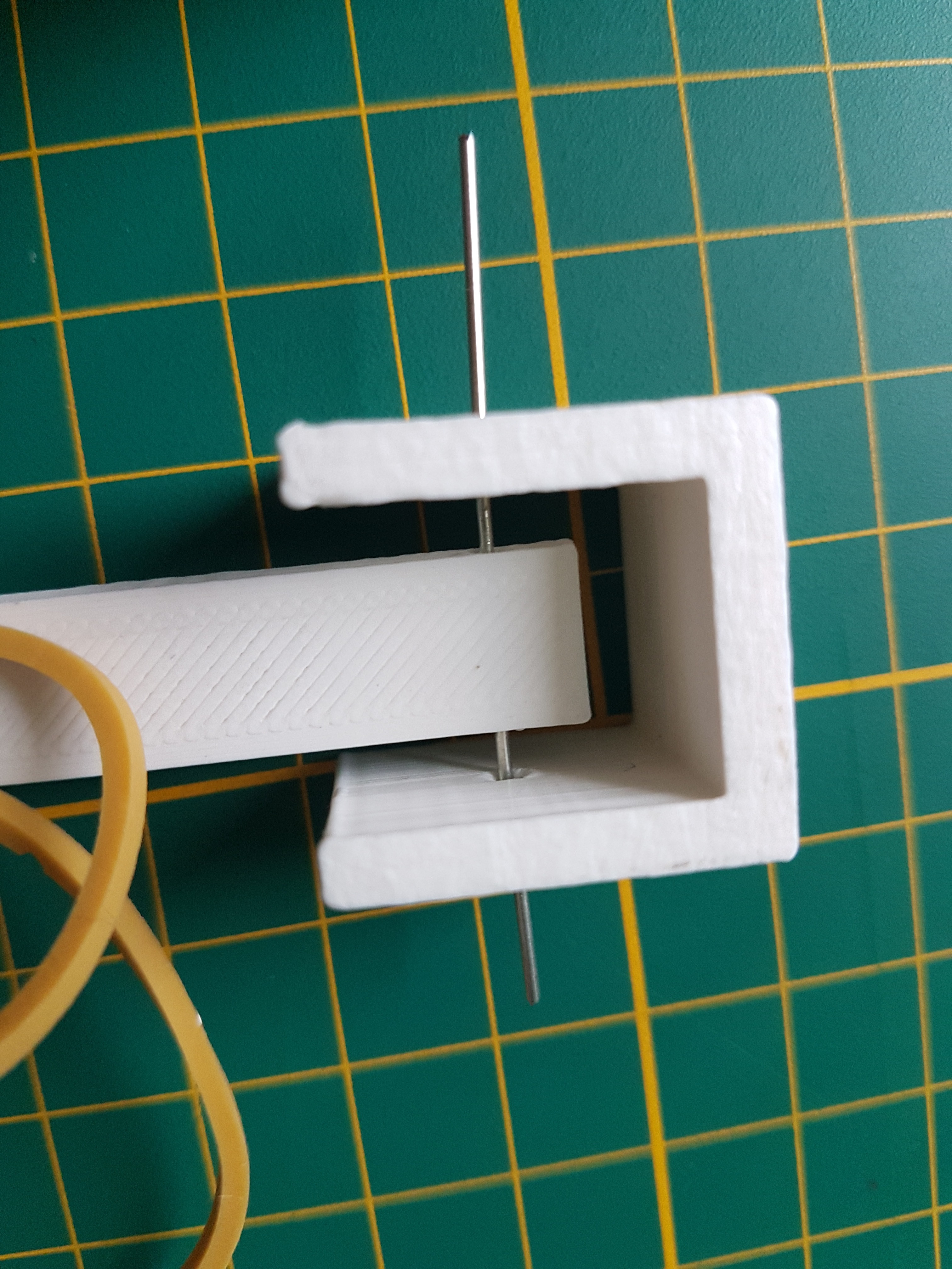 Automatic Rubber Band Catapult : 8 Steps (with Pictures) - Instructables