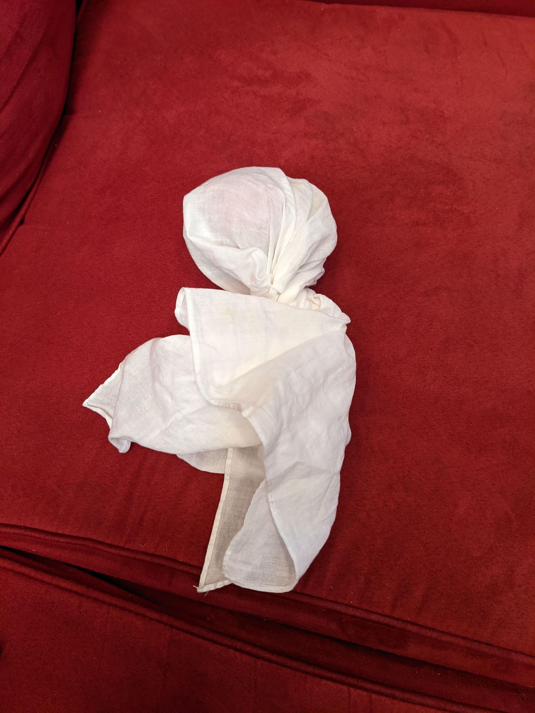 EASY NAPKIN GHOST : 4 Steps - Instructables