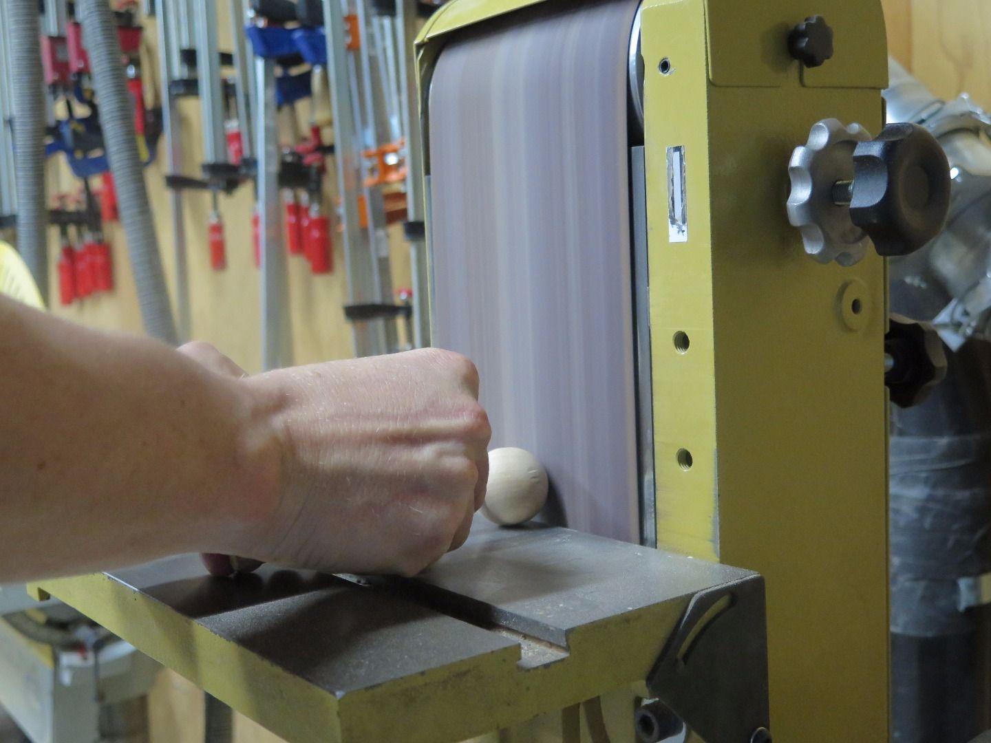 The Rocking Dish : 8 Steps - Instructables