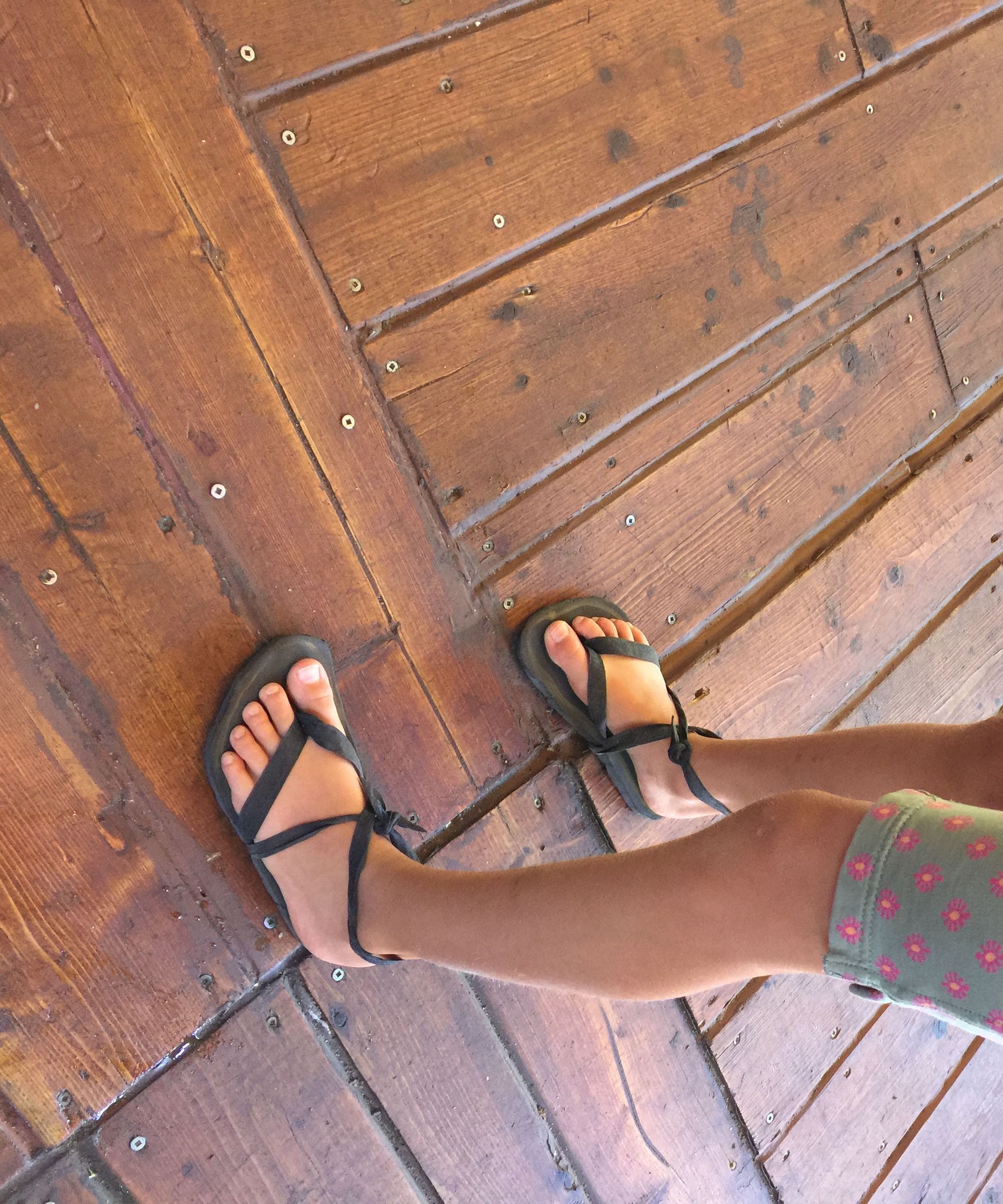Quick Flip Flops: No Shoes, No Sweat : 5 Steps (with Pictures ...