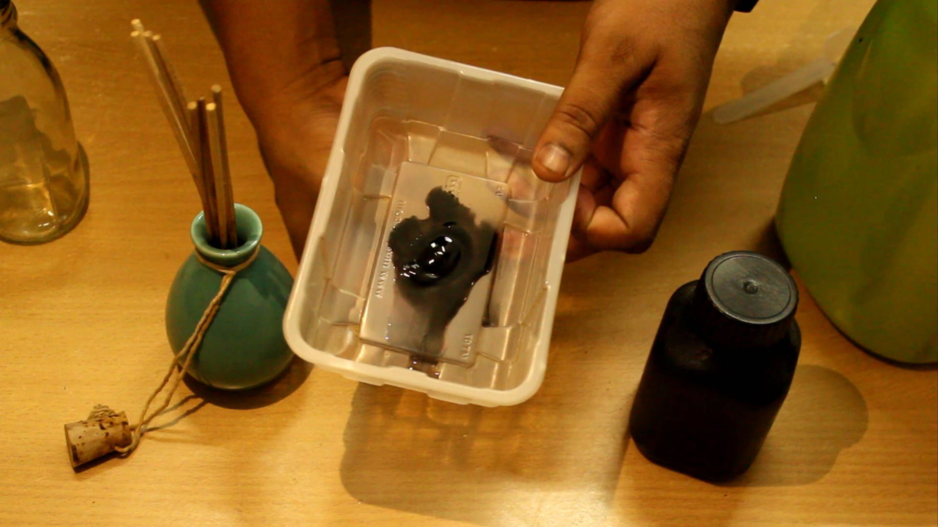 How to Make FerroFluids : 6 Steps (with Pictures) - Instructables