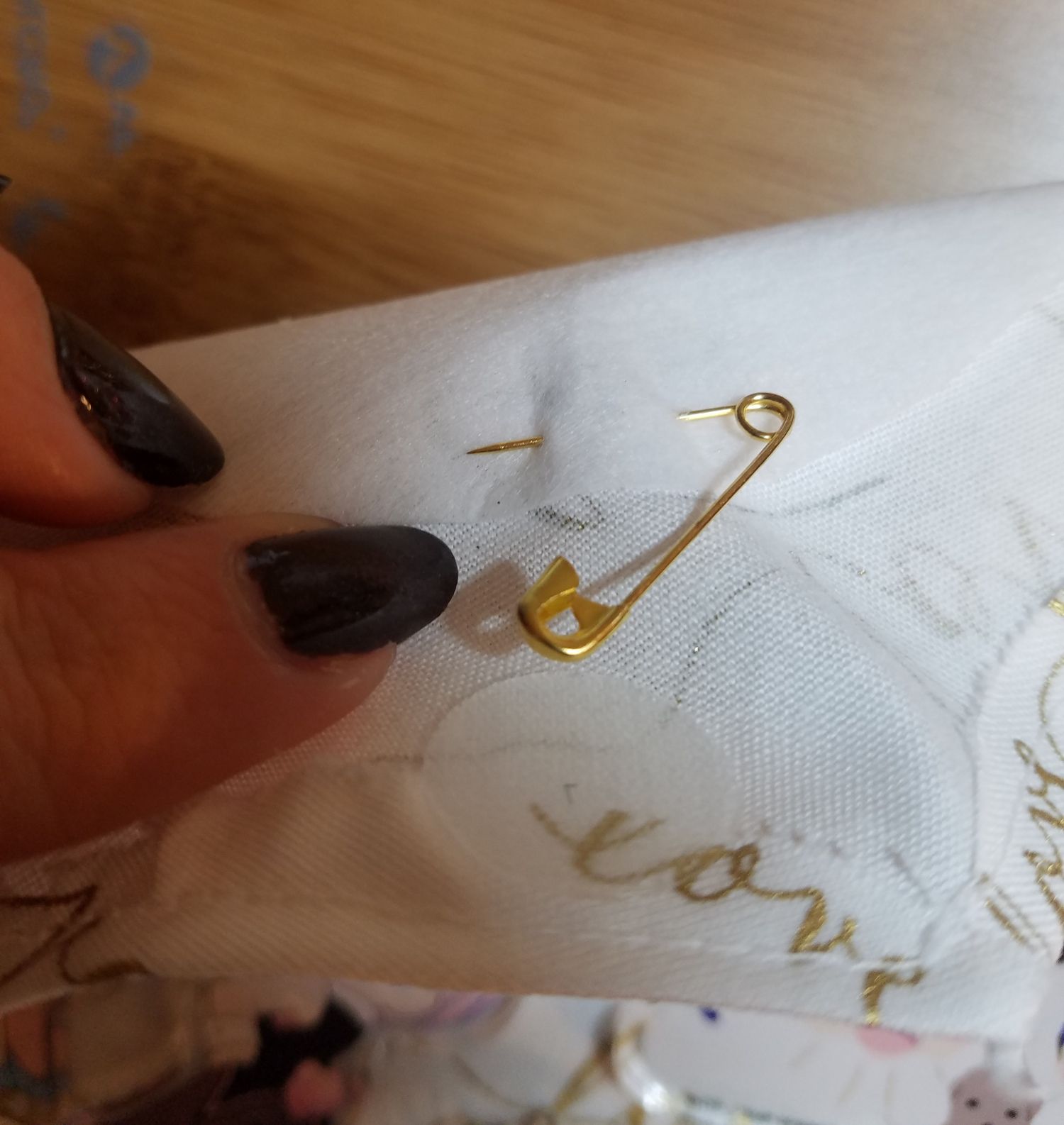 Glowing LED Ita Bag : 10 Steps (with Pictures) - Instructables