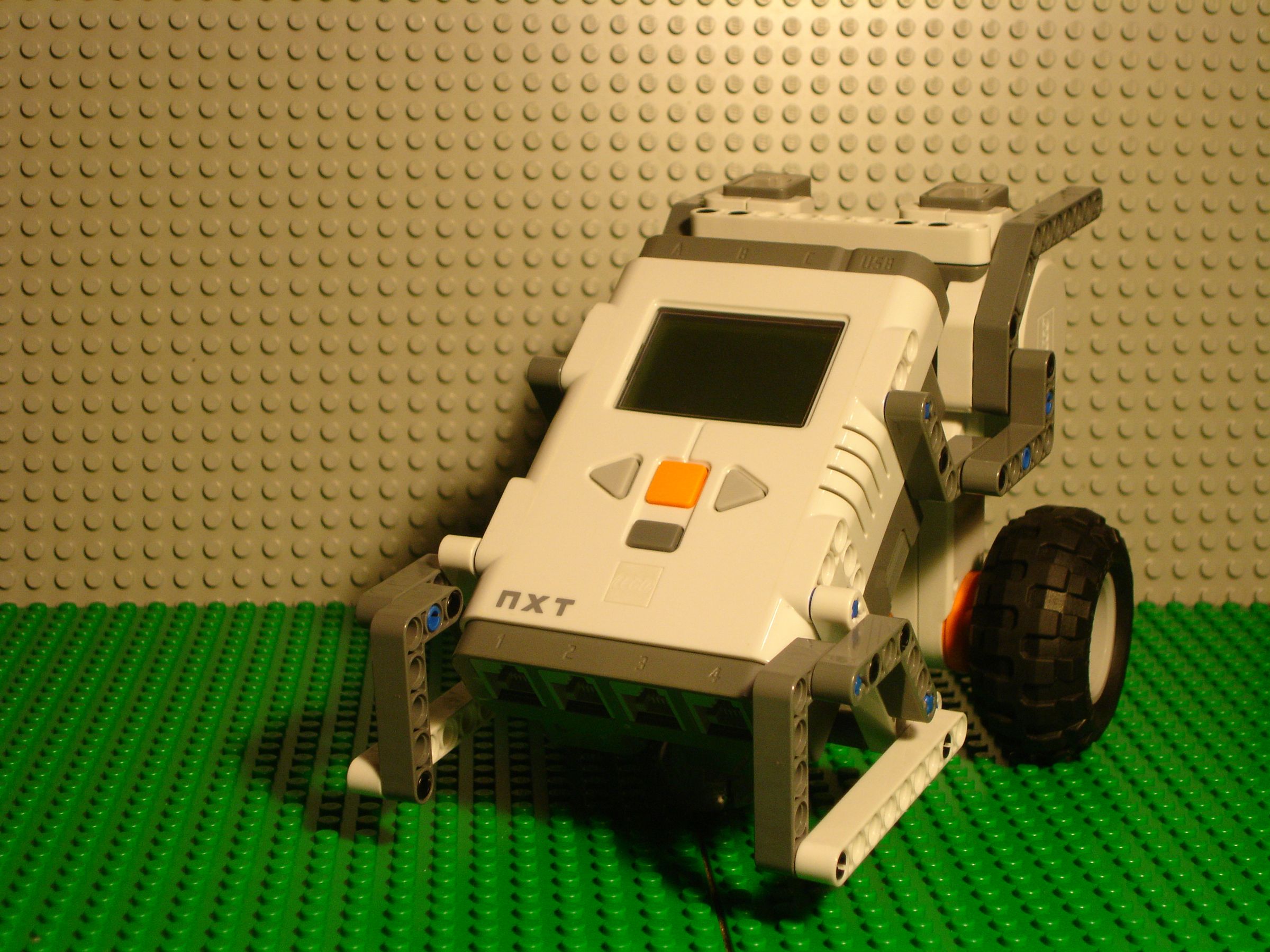 Build a Simple LEGO Starter Robot : 7 Steps - Instructables