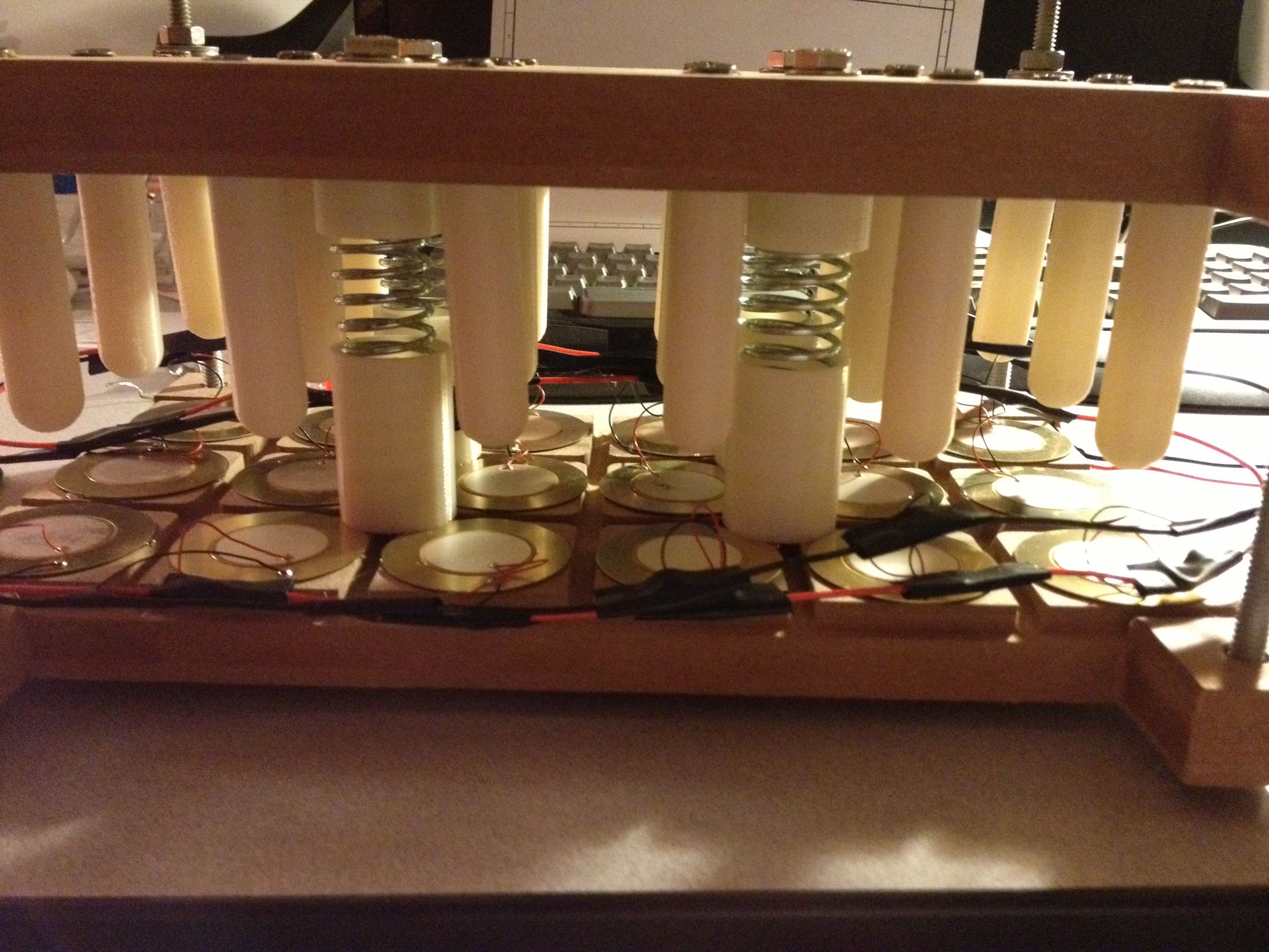 Piezoelectric Energy Harvester : 12 Steps - Instructables