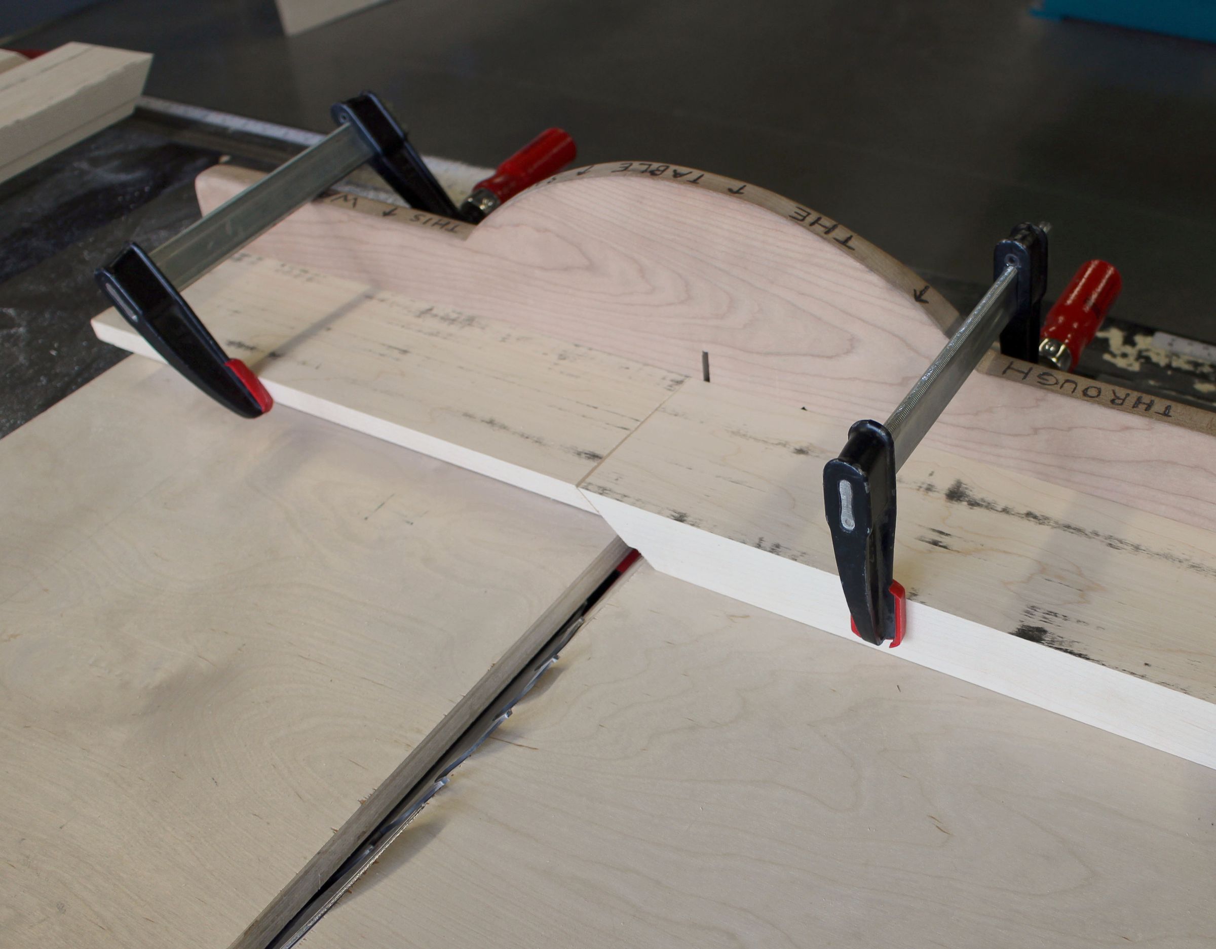 Light-Up Disco Table : 27 Steps (with Pictures) - Instructables