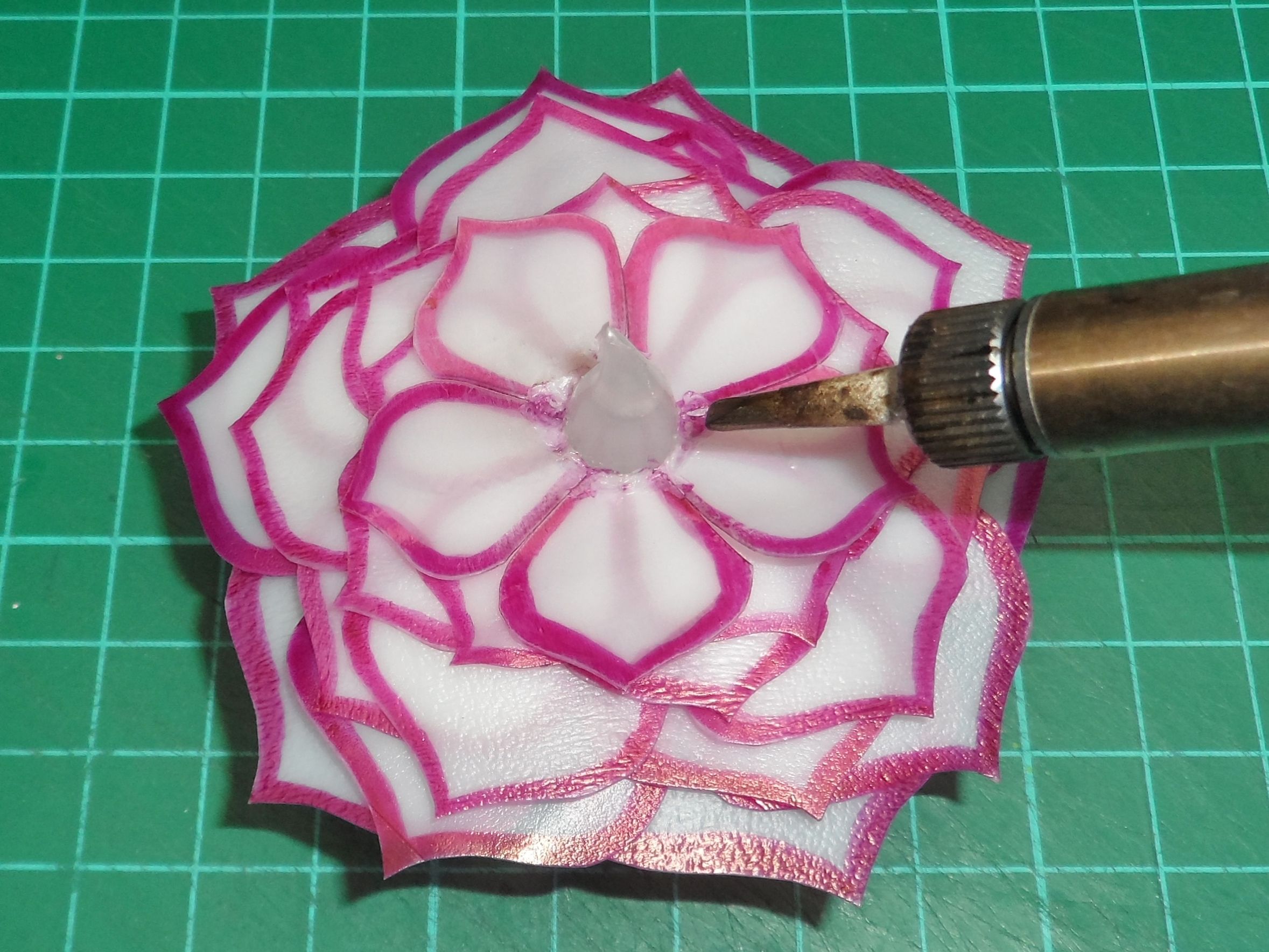 Welding Plastics: LED Flower : 7 Steps (with Pictures) - Instructables