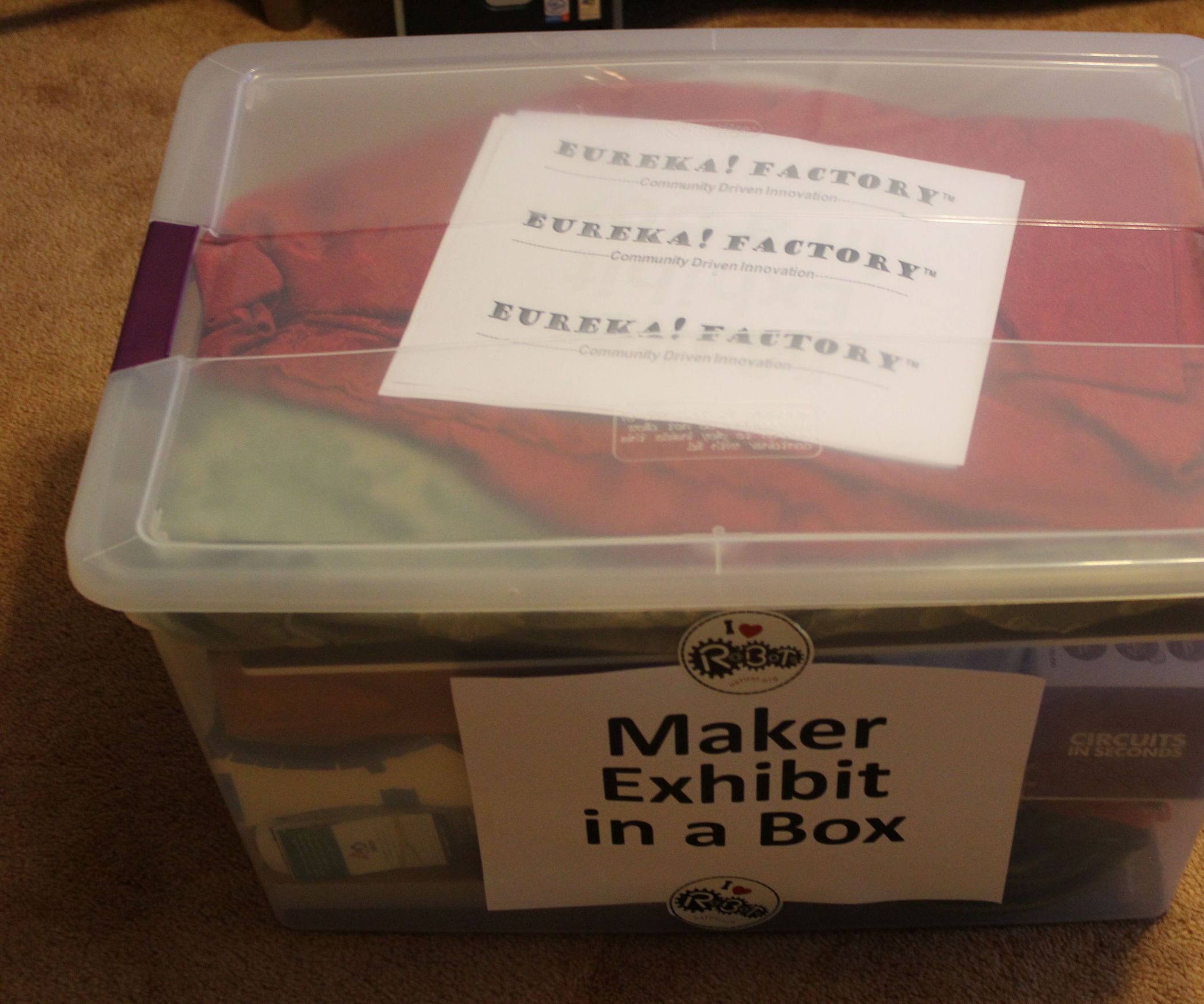 Maker-Exhibit-in-a-Box : 4 Steps - Instructables