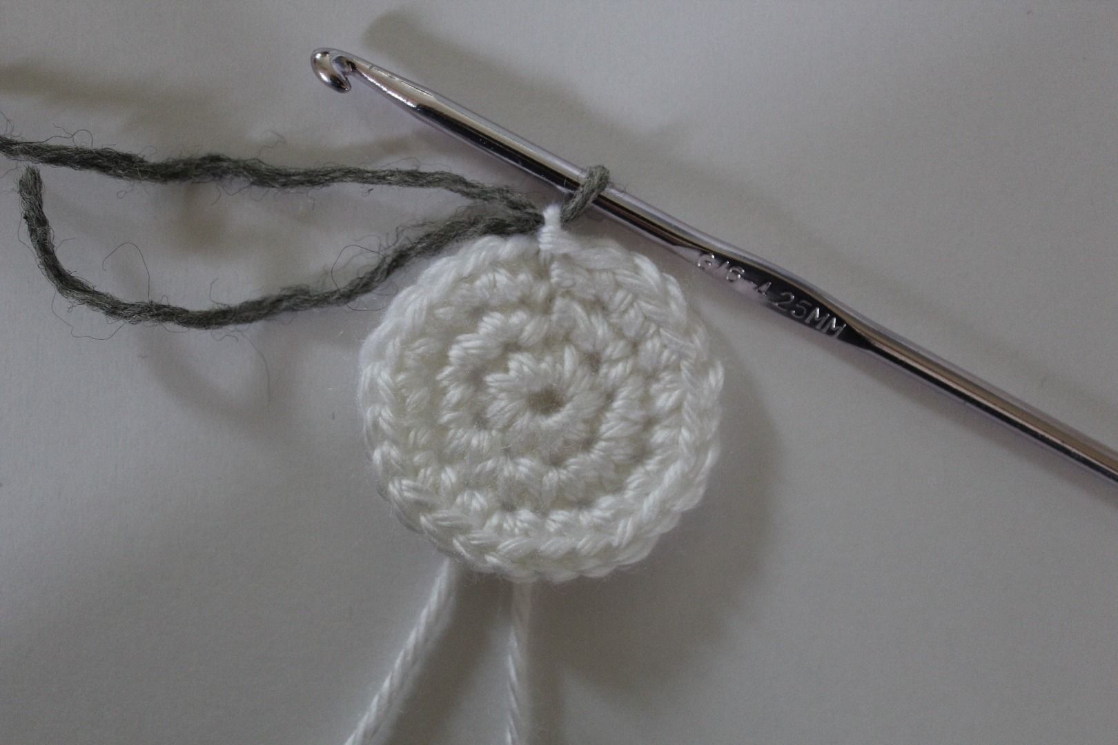 Crochet BB8 Pattern : 5 Steps (with Pictures) - Instructables