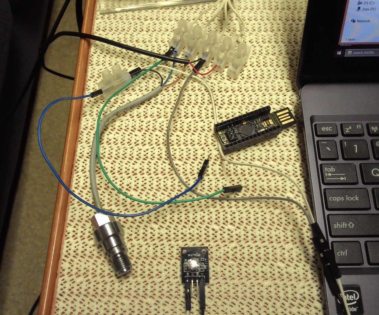 3 Wire Inductive Sensor and LeoStick : 5 Steps - Instructables