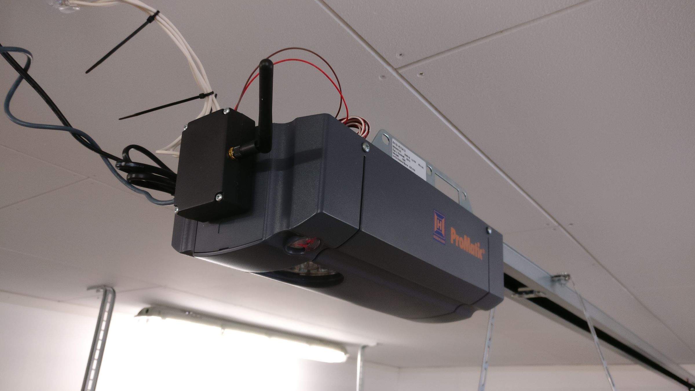 Garage Door Opener Using a Raspberry Pi : 5 Steps (with Pictures) - Instructables