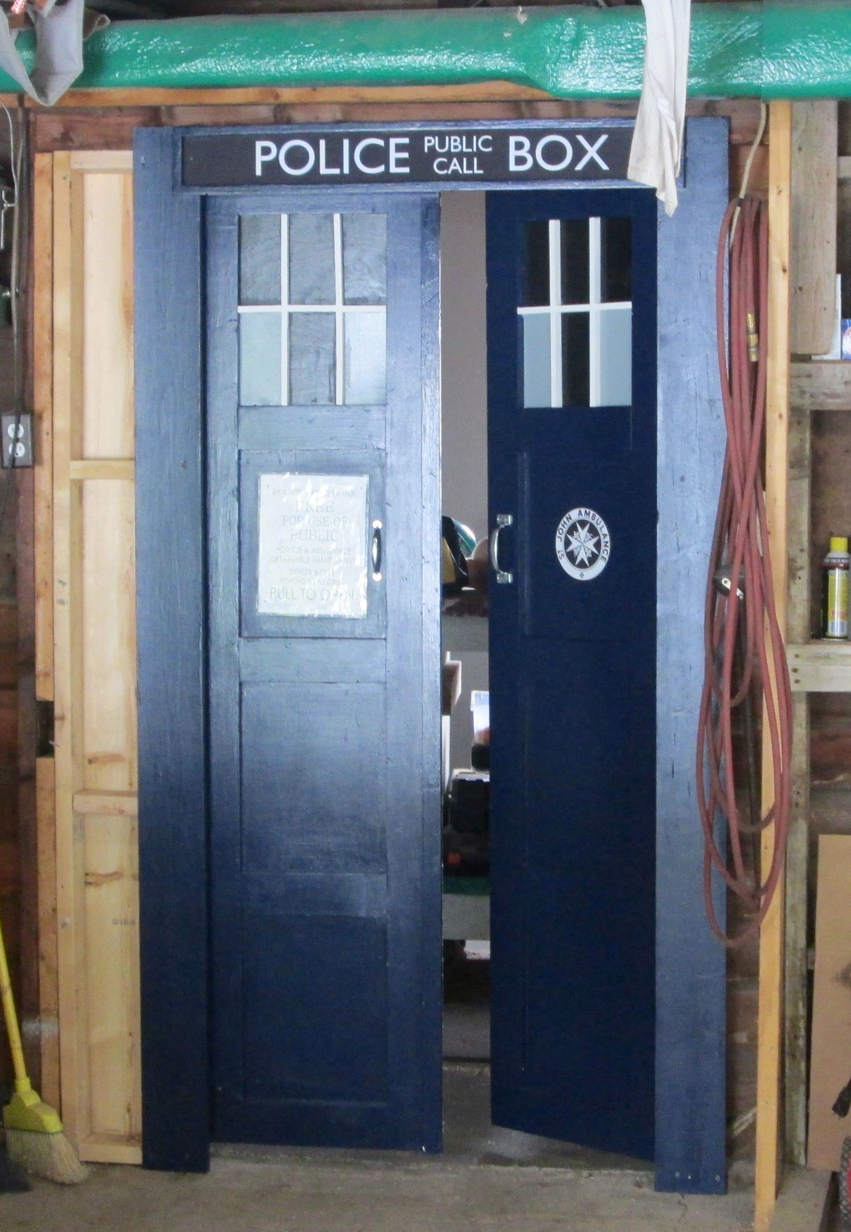 TARDIS Doors - Instructables