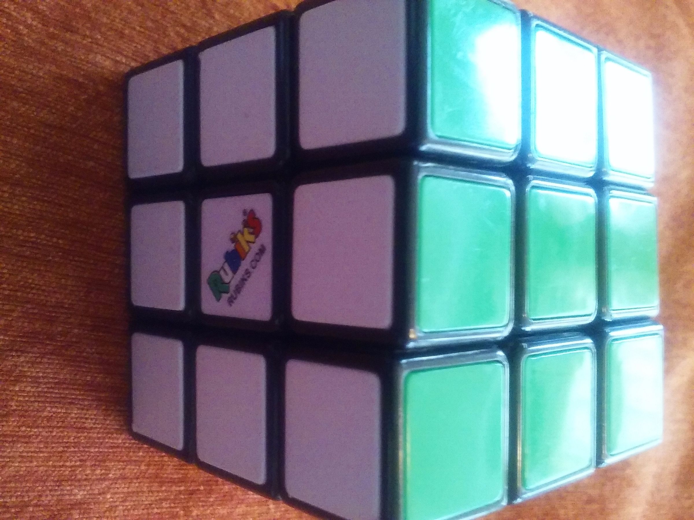 Rubik's Cube Tricks: Twisted Corner One : 3 Steps - Instructables