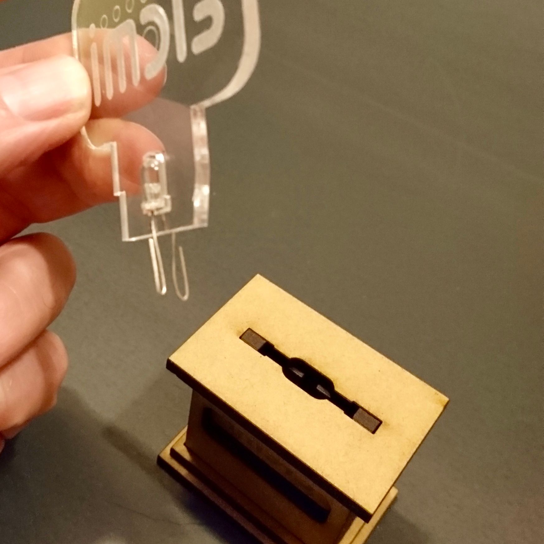 Laser Cut Acrylic LED Display : 7 Steps (with Pictures) - Instructables