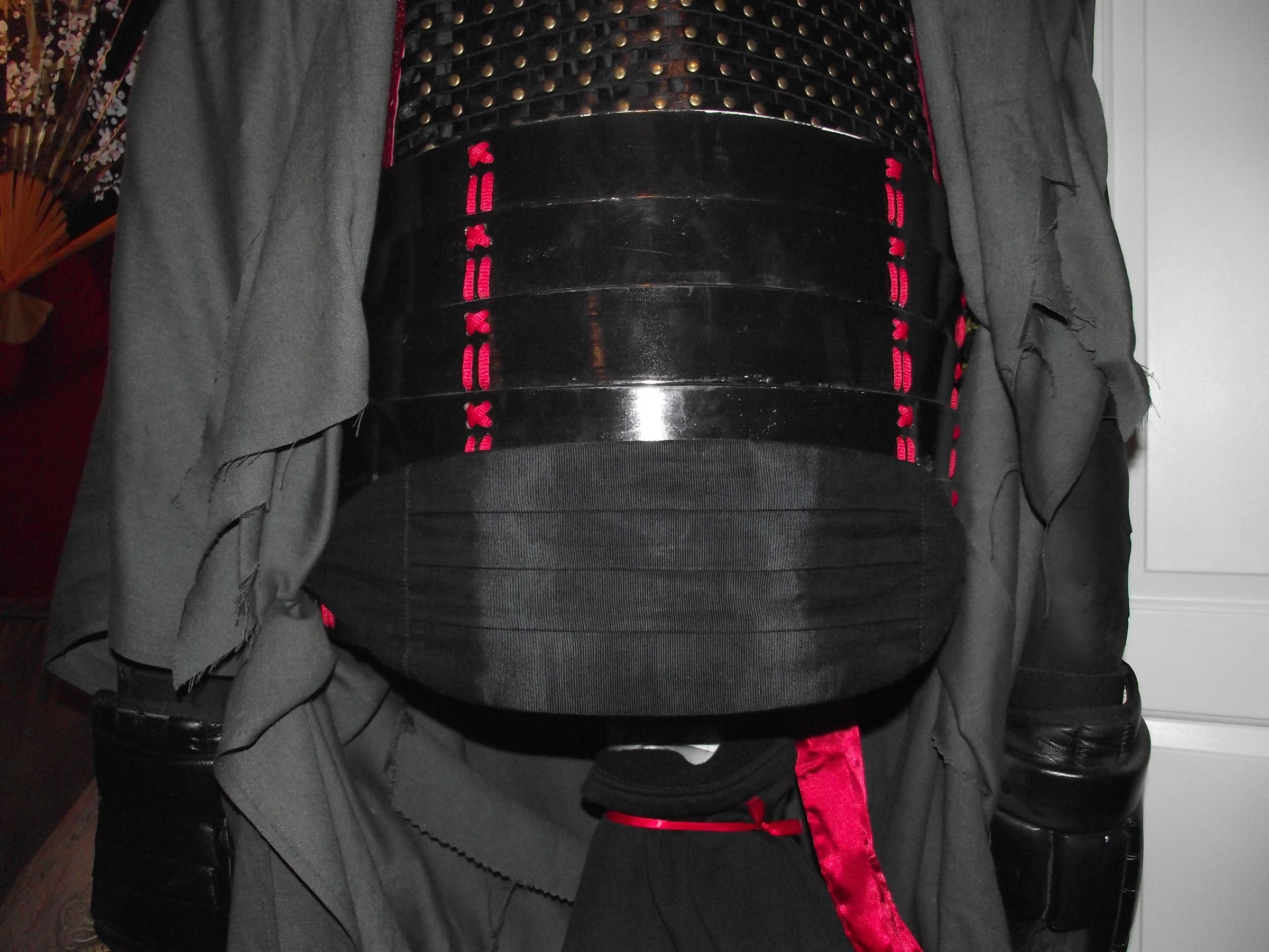 Make Samurai Armor for Display. (You Can Wear It Too!) : 5 Steps ...
