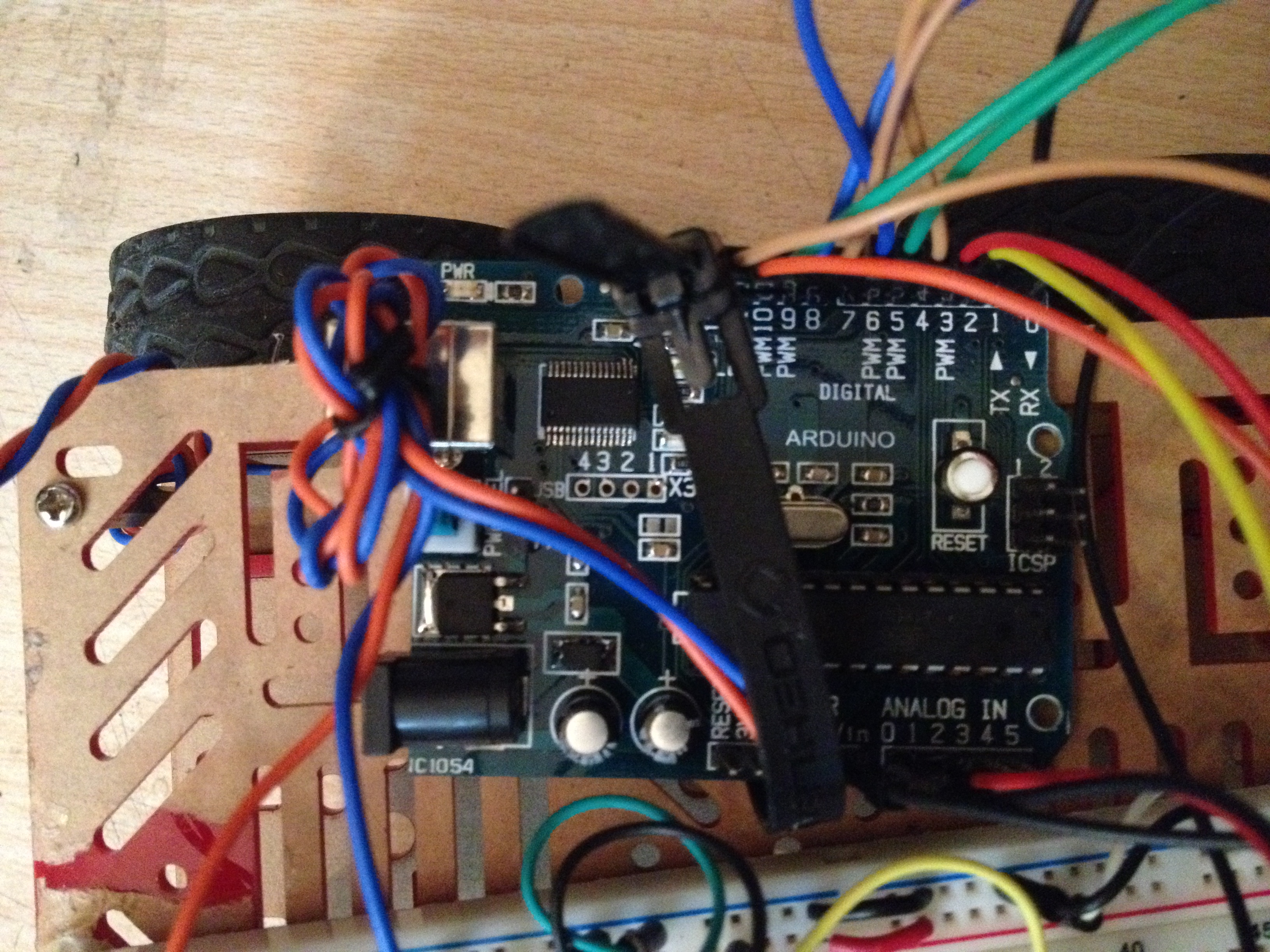 Wirelessly Control a Robot Using Arduino and RF Modules ! : 7 Steps ...