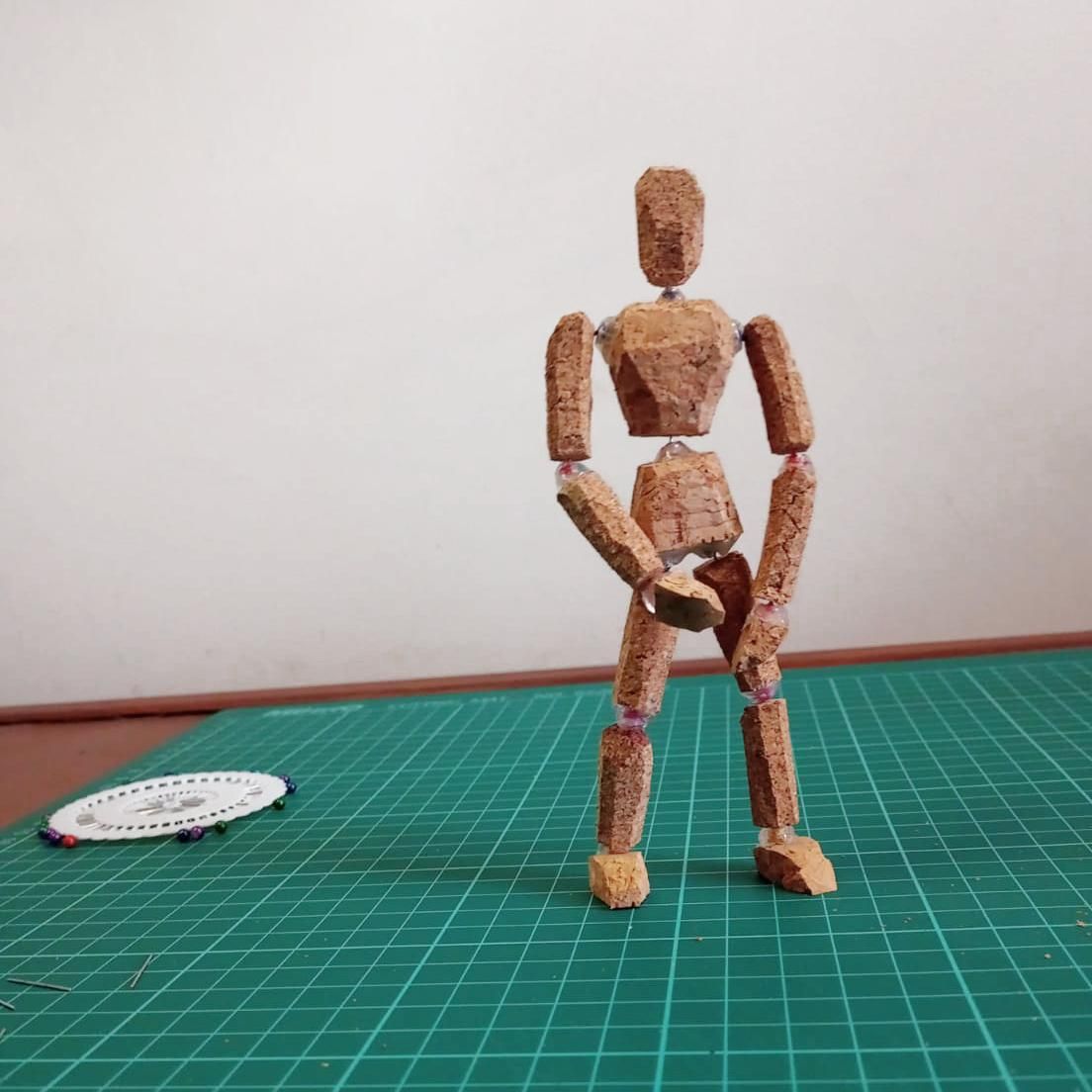 An Ergoman Made Out of Corks : 9 Steps (with Pictures) - Instructables