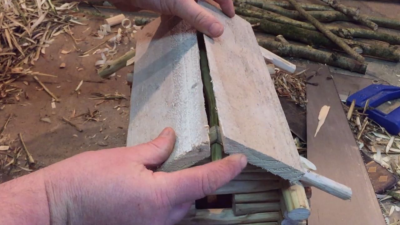 DIY Log Cabin Bird House : 15 Steps (with Pictures) - Instructables