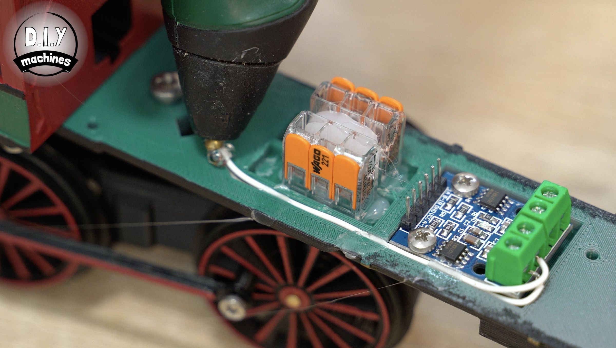 3D PRINT a STEAM TRAIN 🚂 With Live Camera Streaming and Wifi Controls ...
