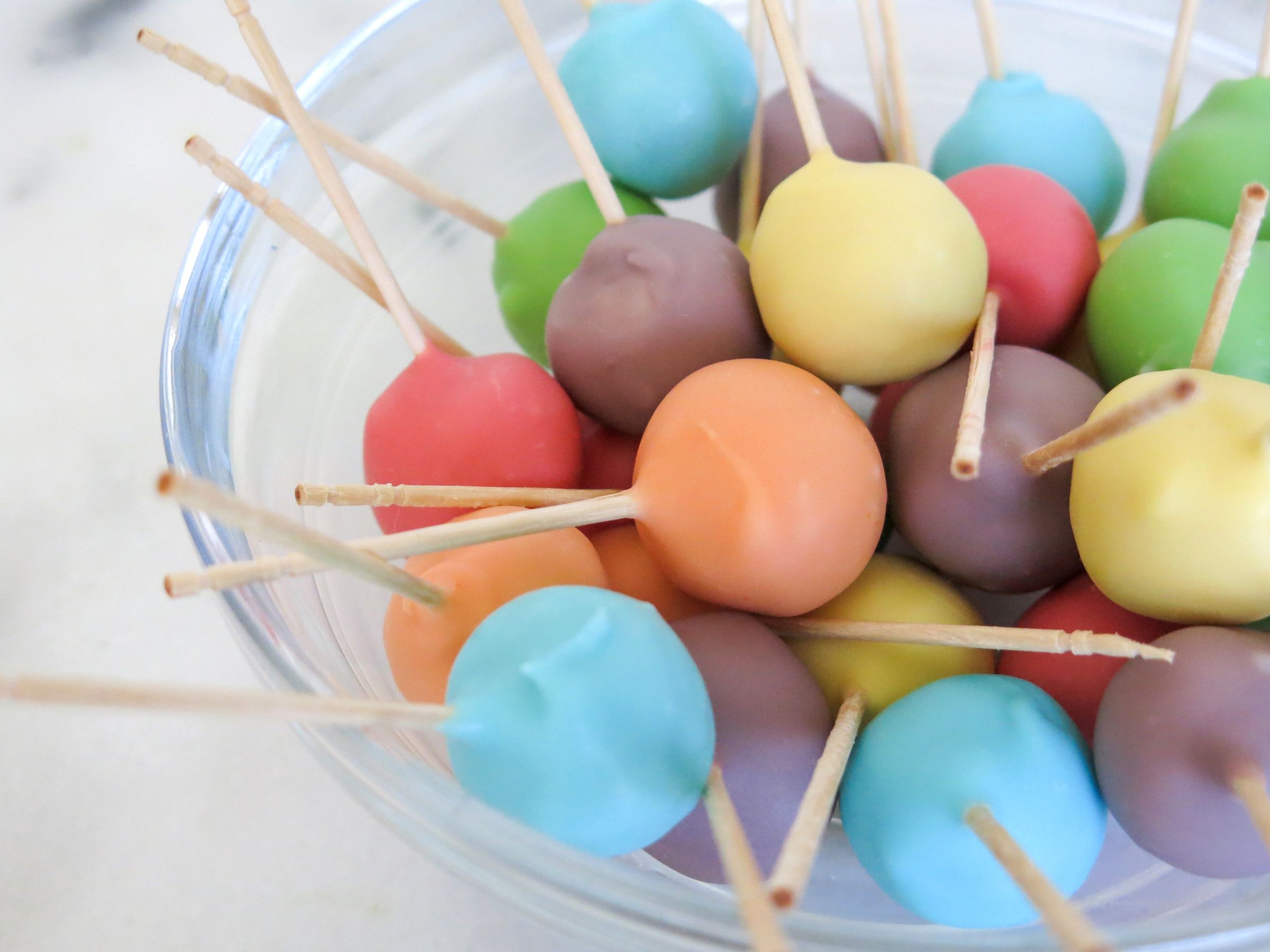 Mini Cake Pops : 5 Steps (with Pictures) - Instructables