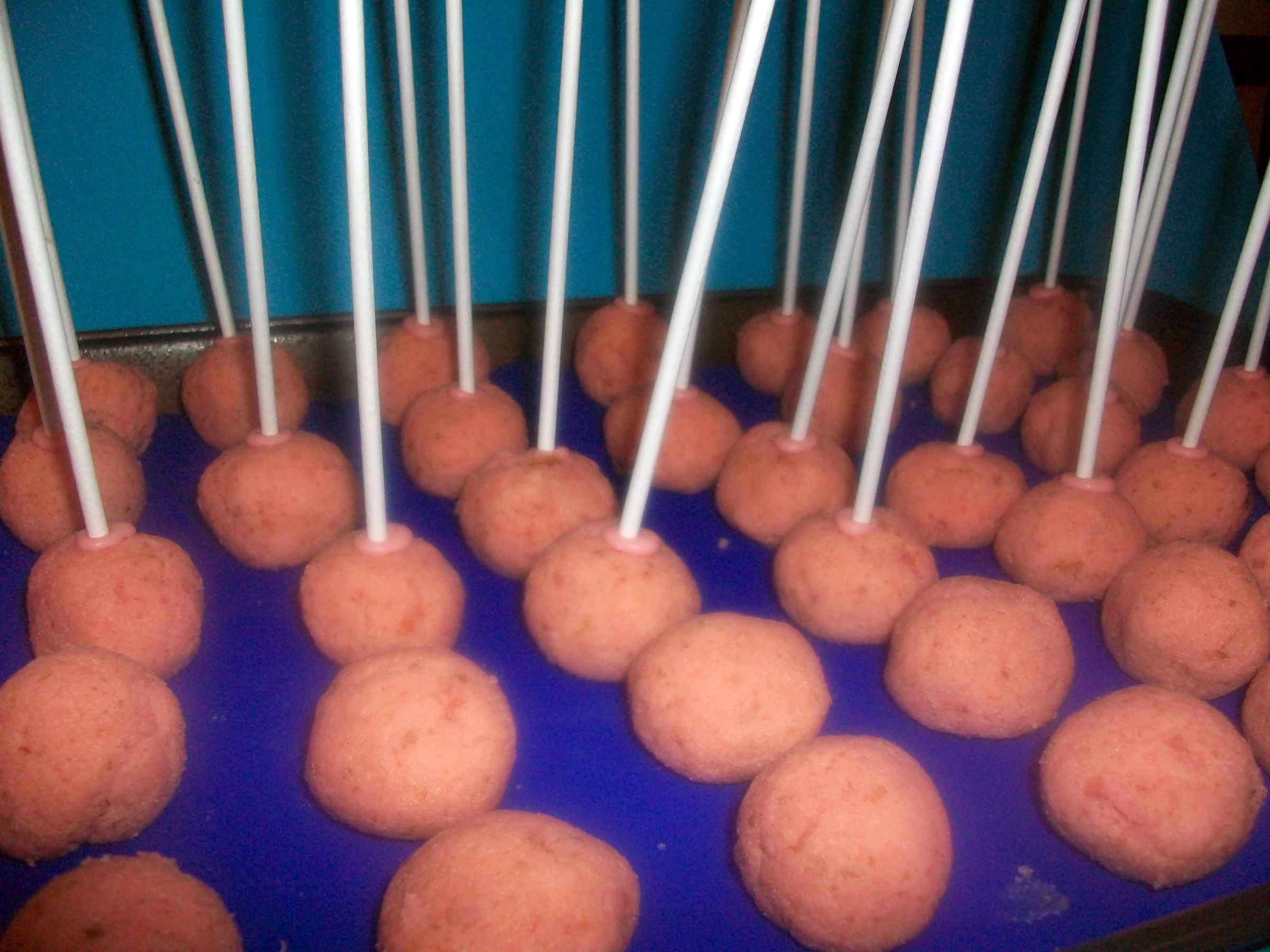 Cake Pops : 7 Steps (with Pictures) - Instructables