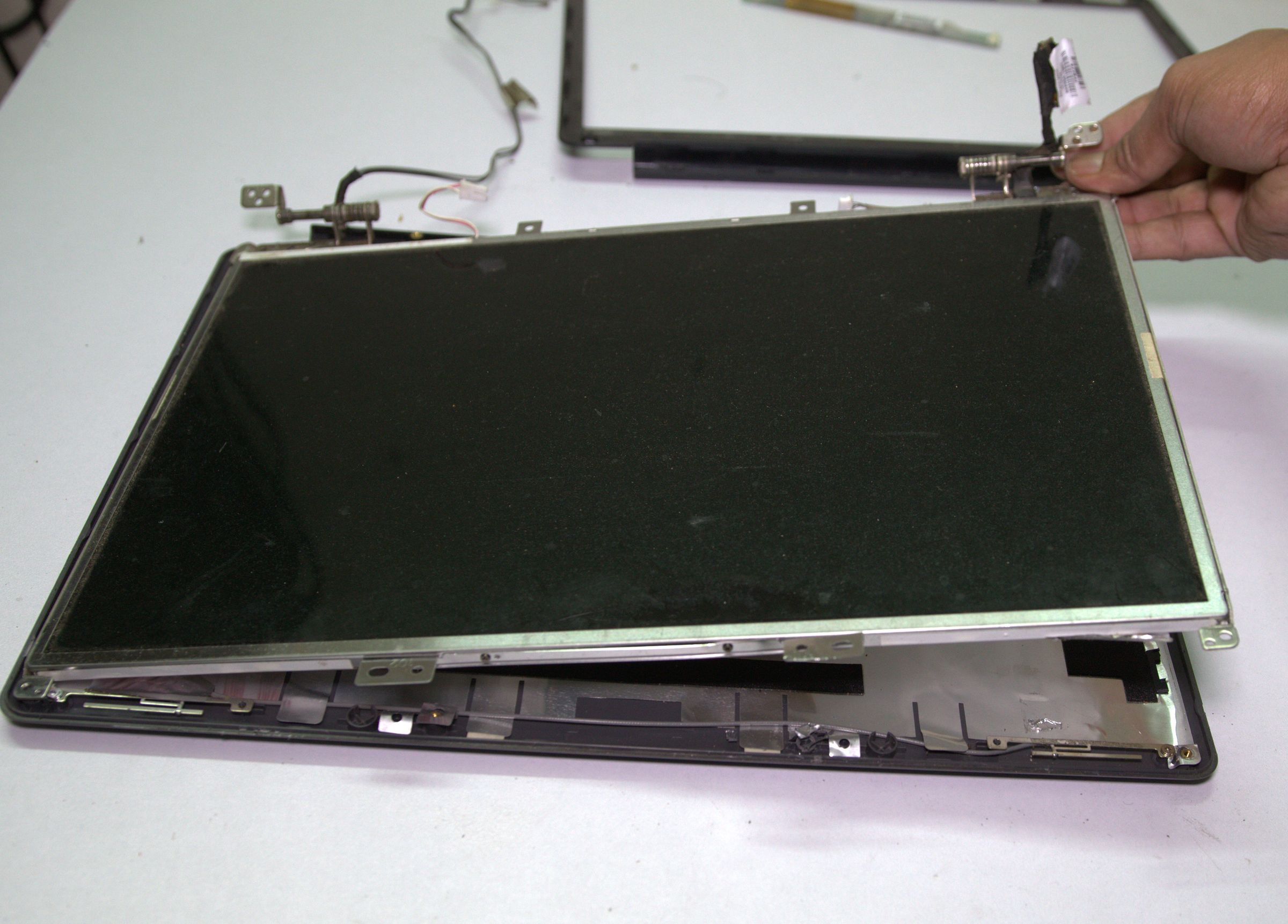 3 Useful Things From an Old Laptop : 22 Steps (with Pictures ...