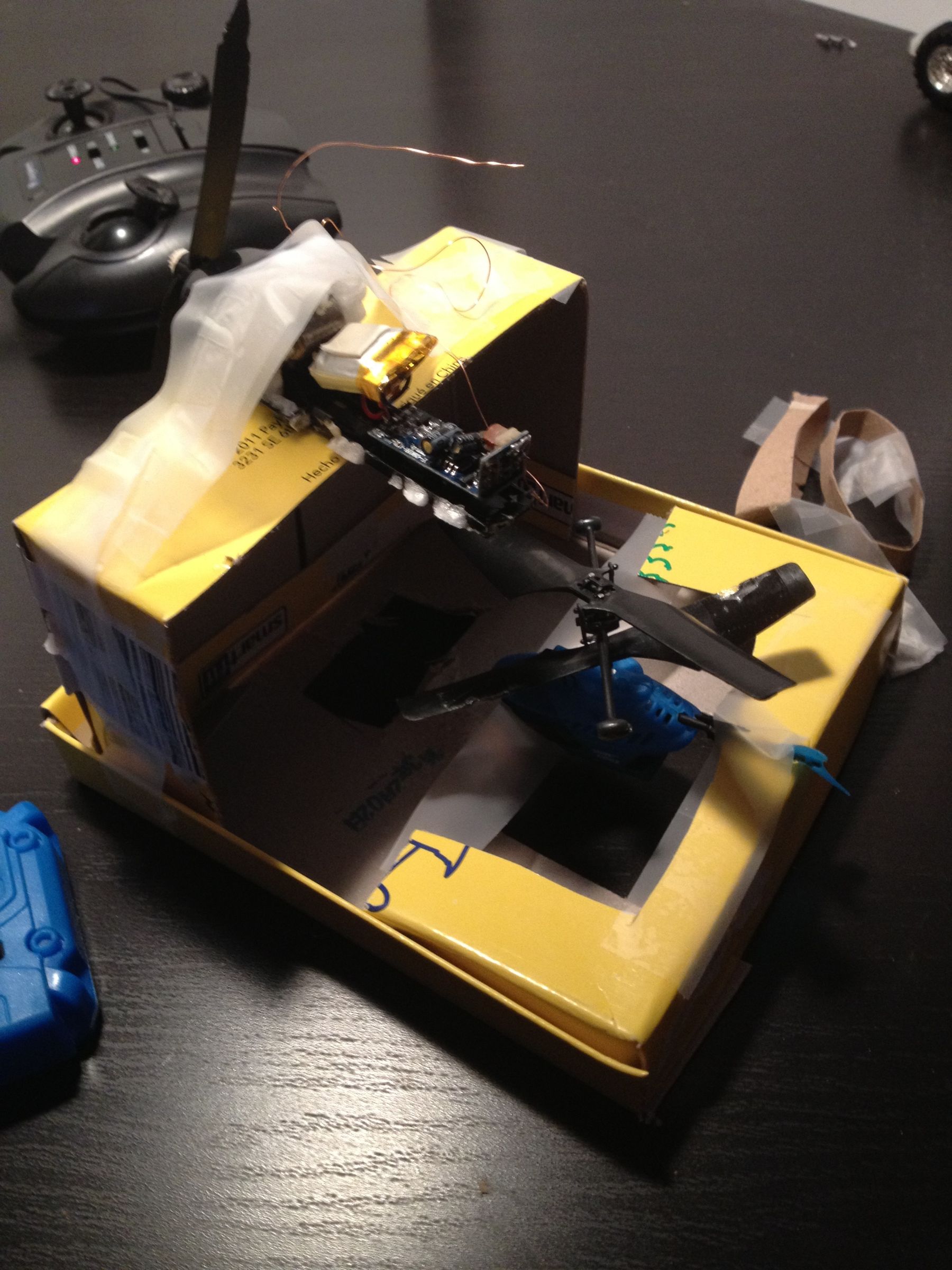 Make a Mini Rc Hovercraft : 4 Steps - Instructables