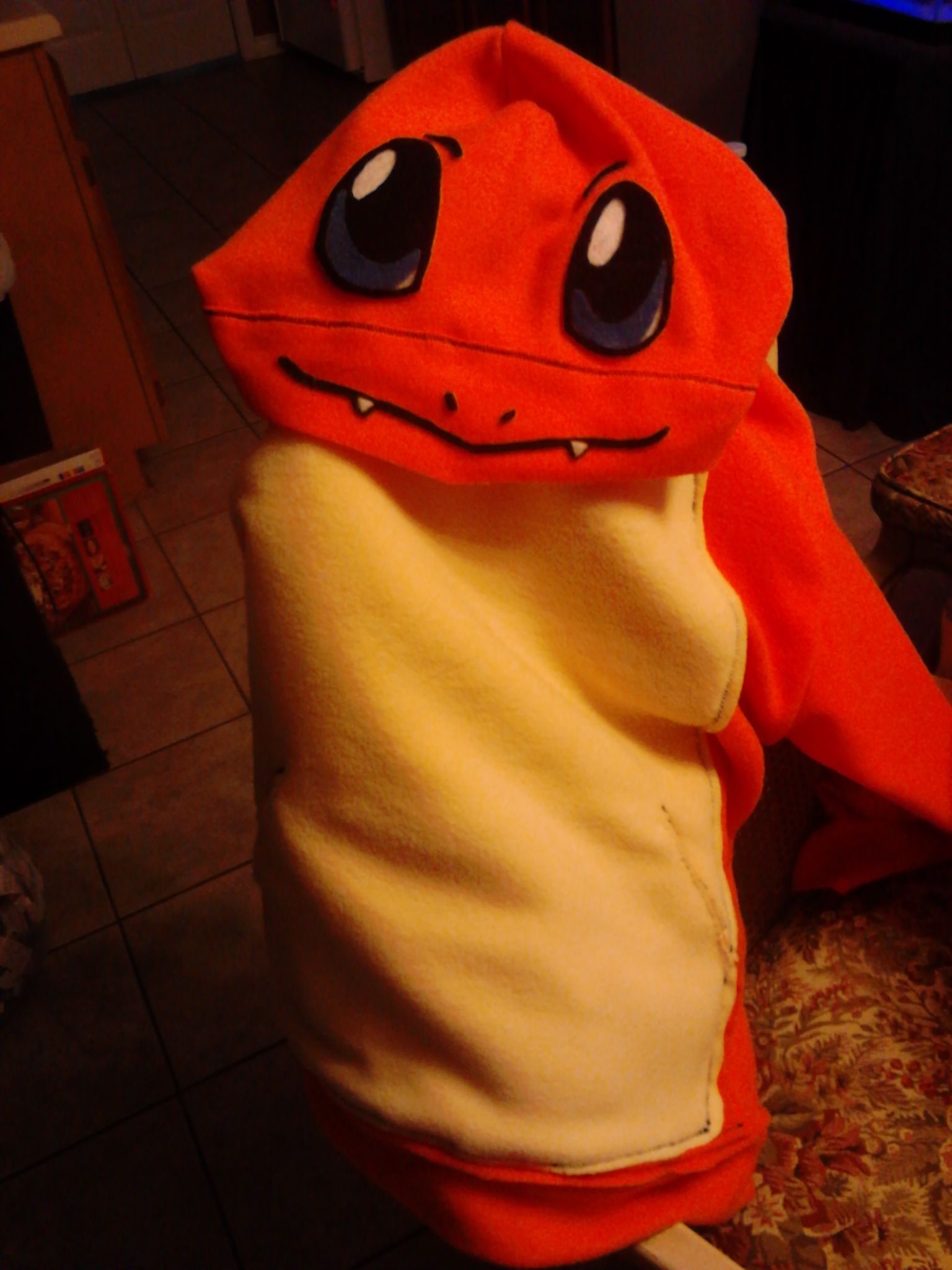 Charmander Hoodie : 4 Steps - Instructables