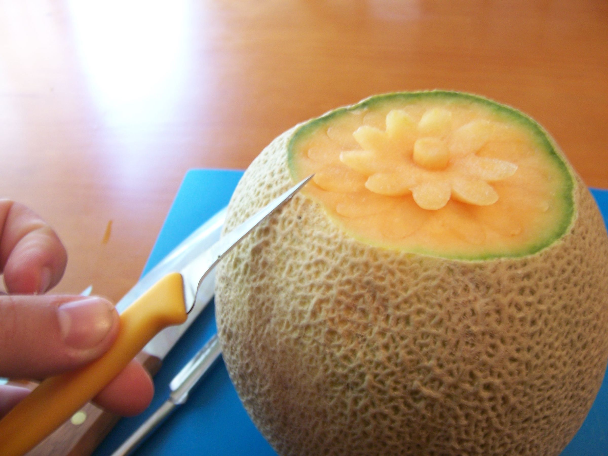 Simple Melon Carving : 12 Steps (with Pictures) - Instructables
