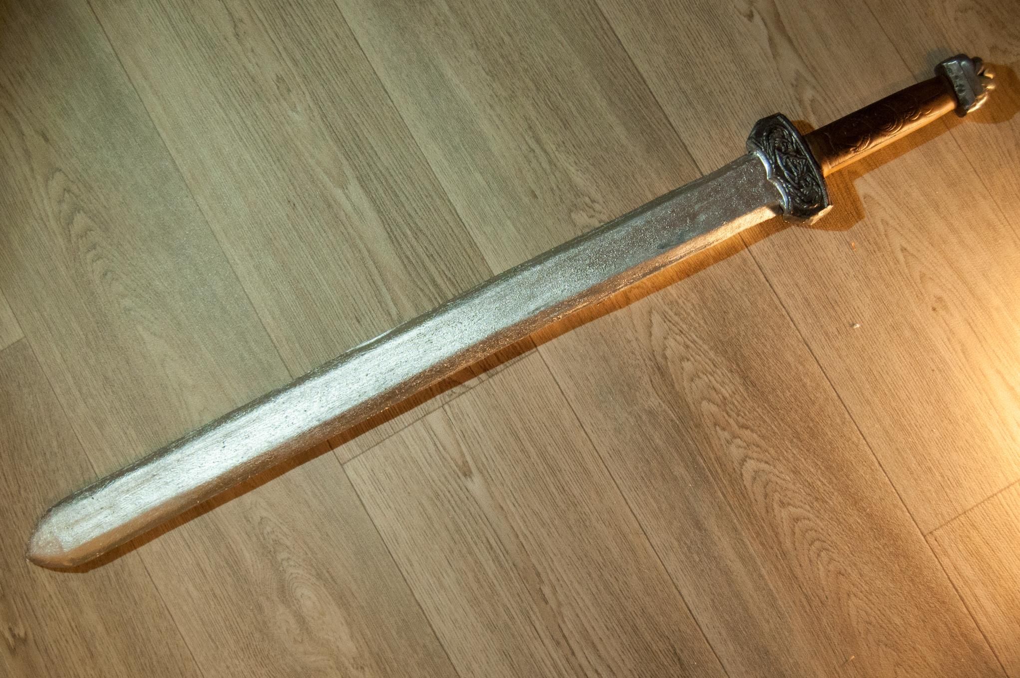 Authentic LARP Sword : 11 Steps (with Pictures) - Instructables