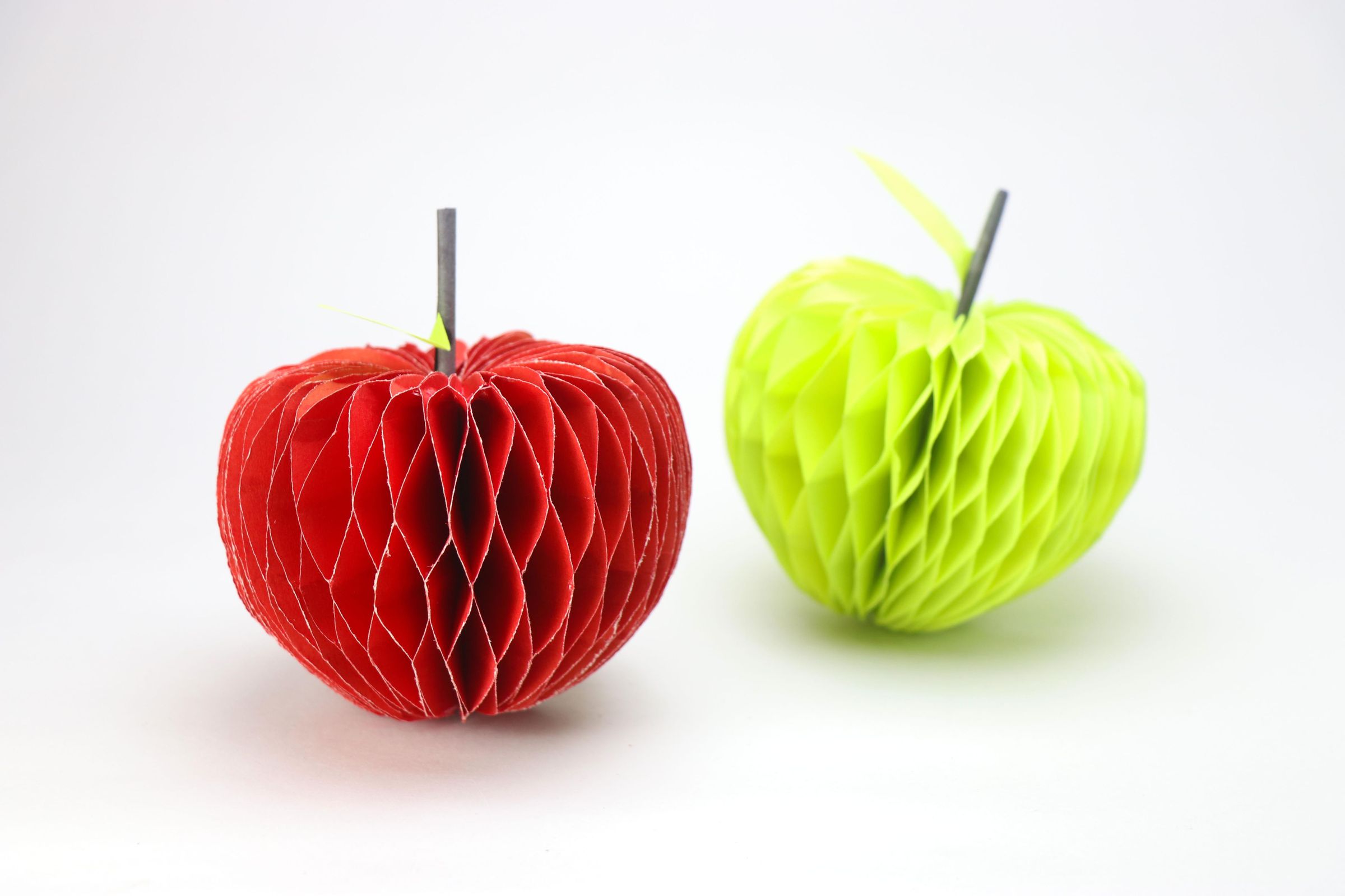 How to Make Unique Origami Apple in Very Easy Way : 9 Steps (with ...