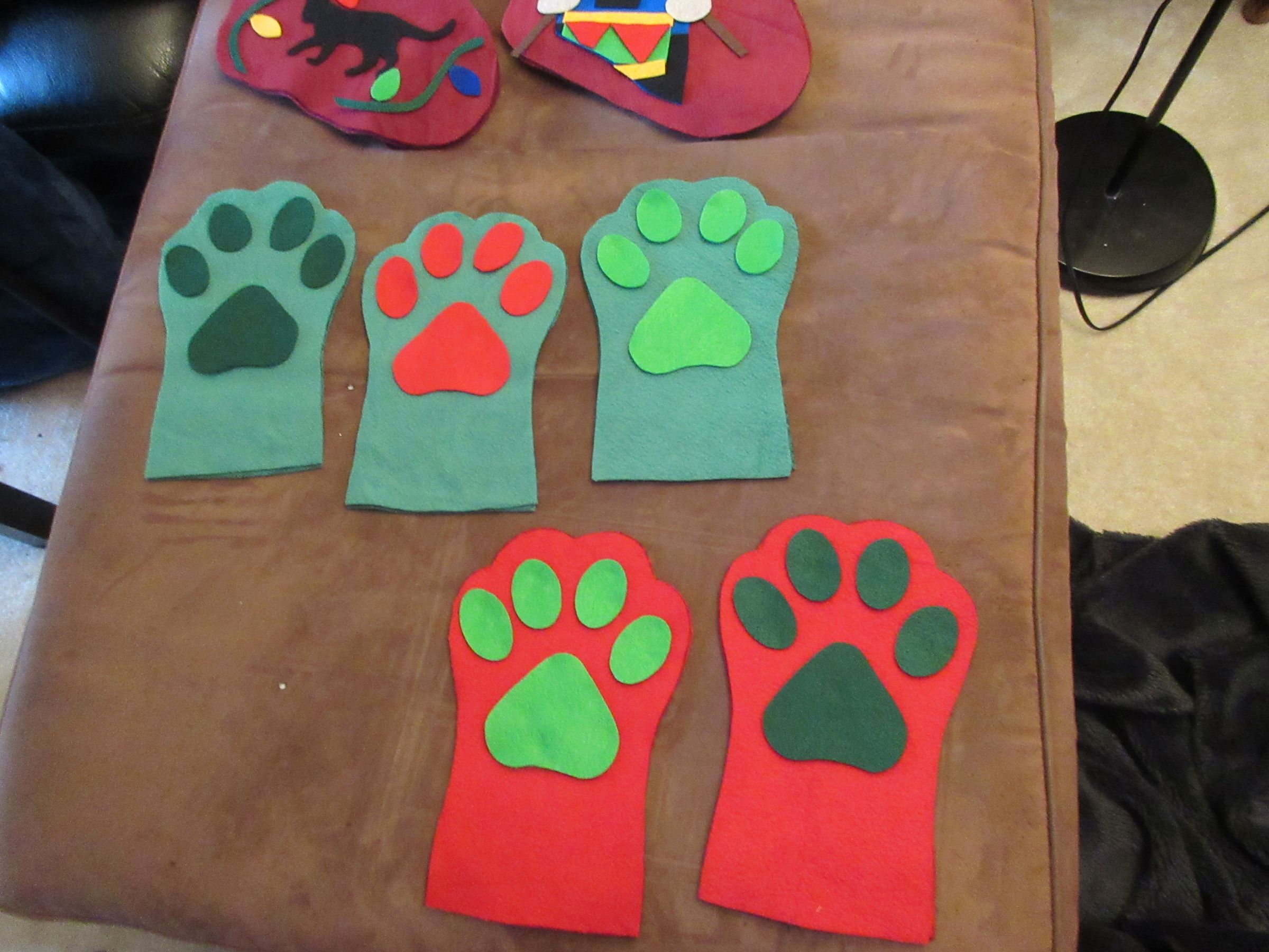 Dog Paw Christmas Stocking : 10 Steps (with Pictures) - Instructables