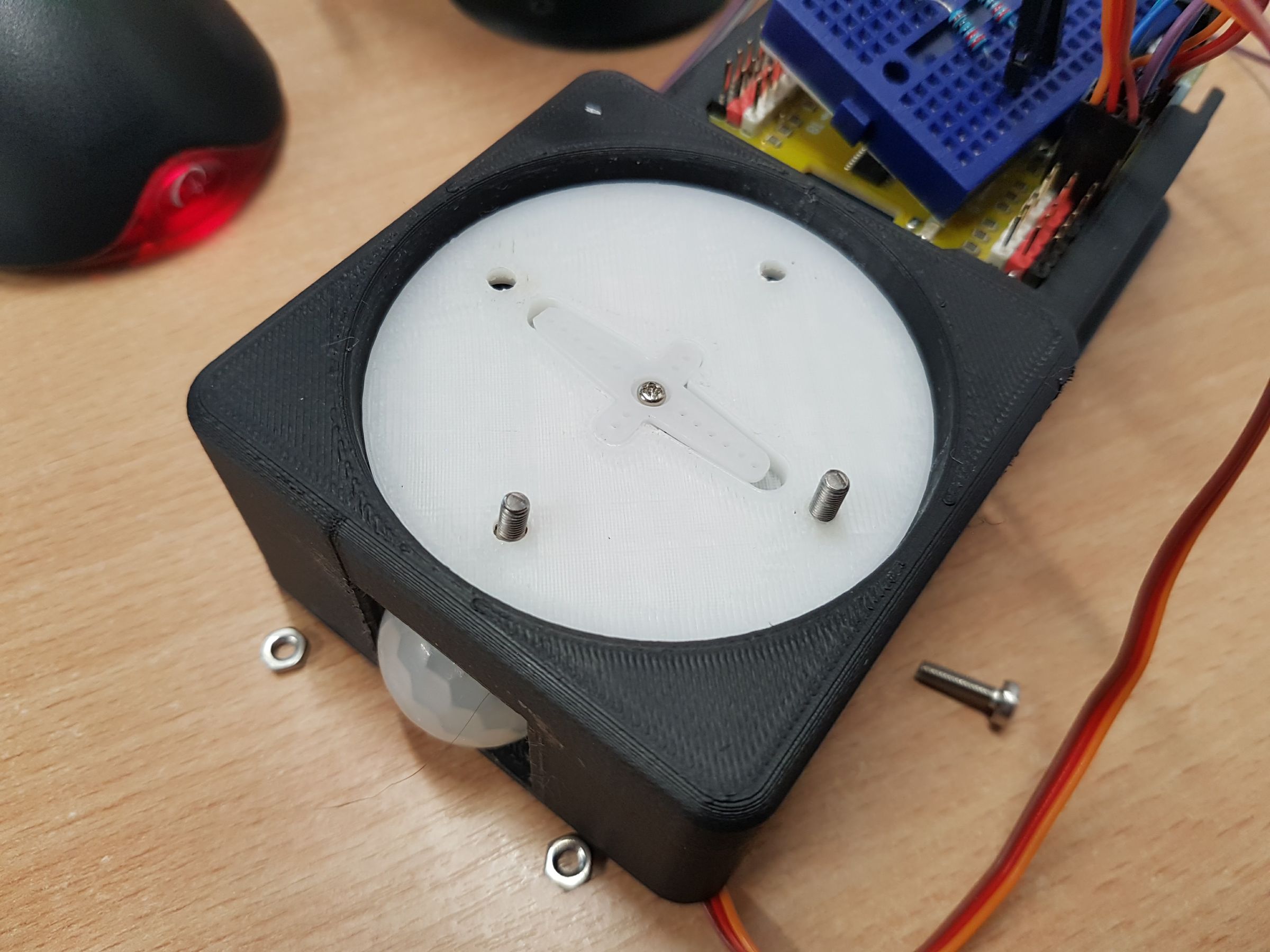 Motion Detection Halloween Talking Skull : 12 Steps (with Pictures ...