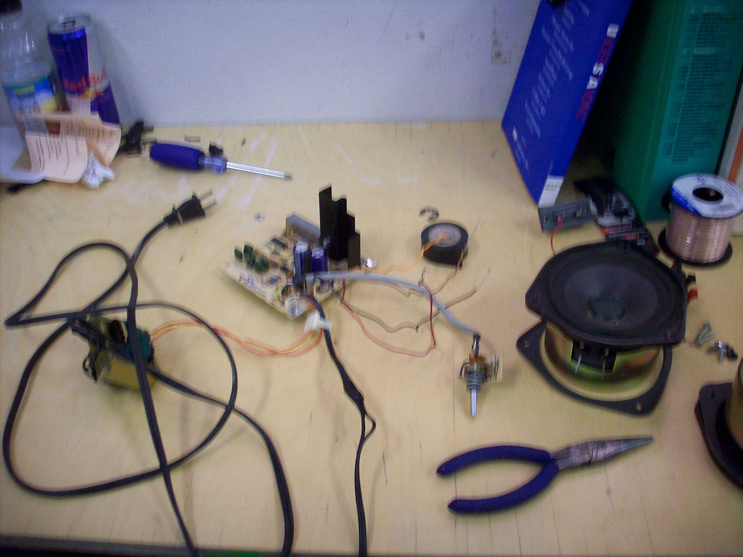 Speaker Box : 10 Steps - Instructables