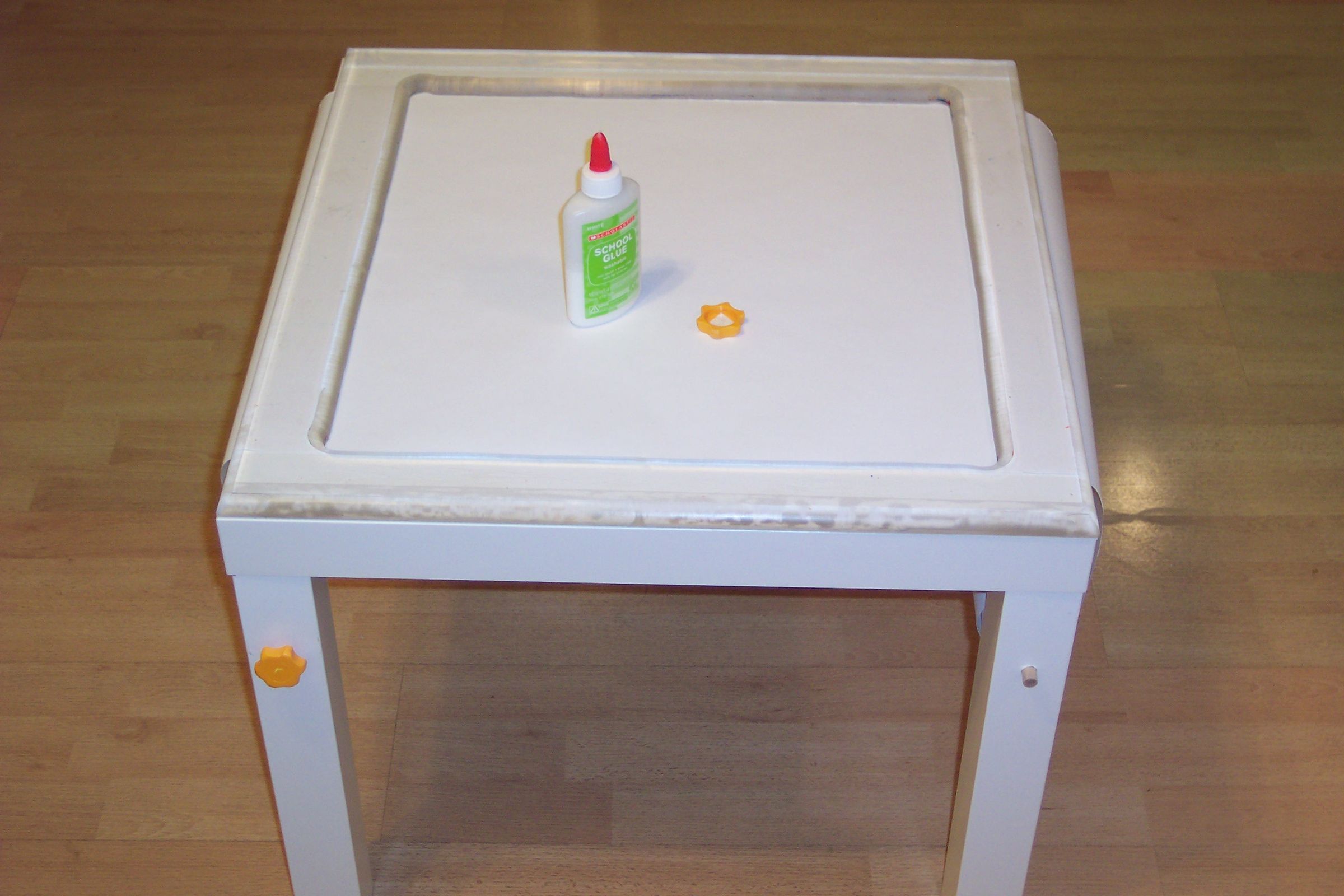 How to Make a Functional Children's Coloring Table : 8 Steps (with ...