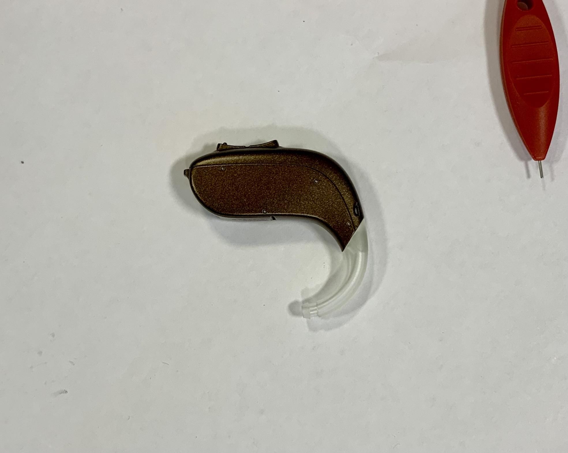 Changing the Sound Hook on an Oticon Engage Hearing Aid : 7 Steps (with ...