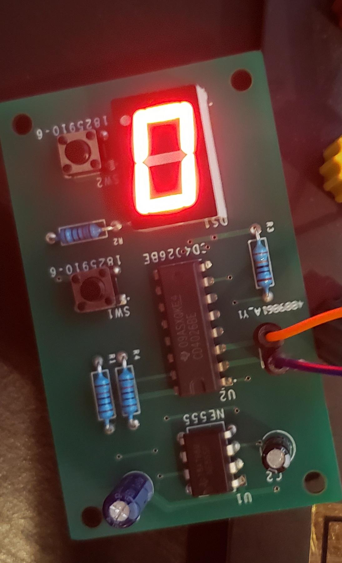 DECADE COUNTER USING NE555 AND CD4026 : 4 Steps - Instructables