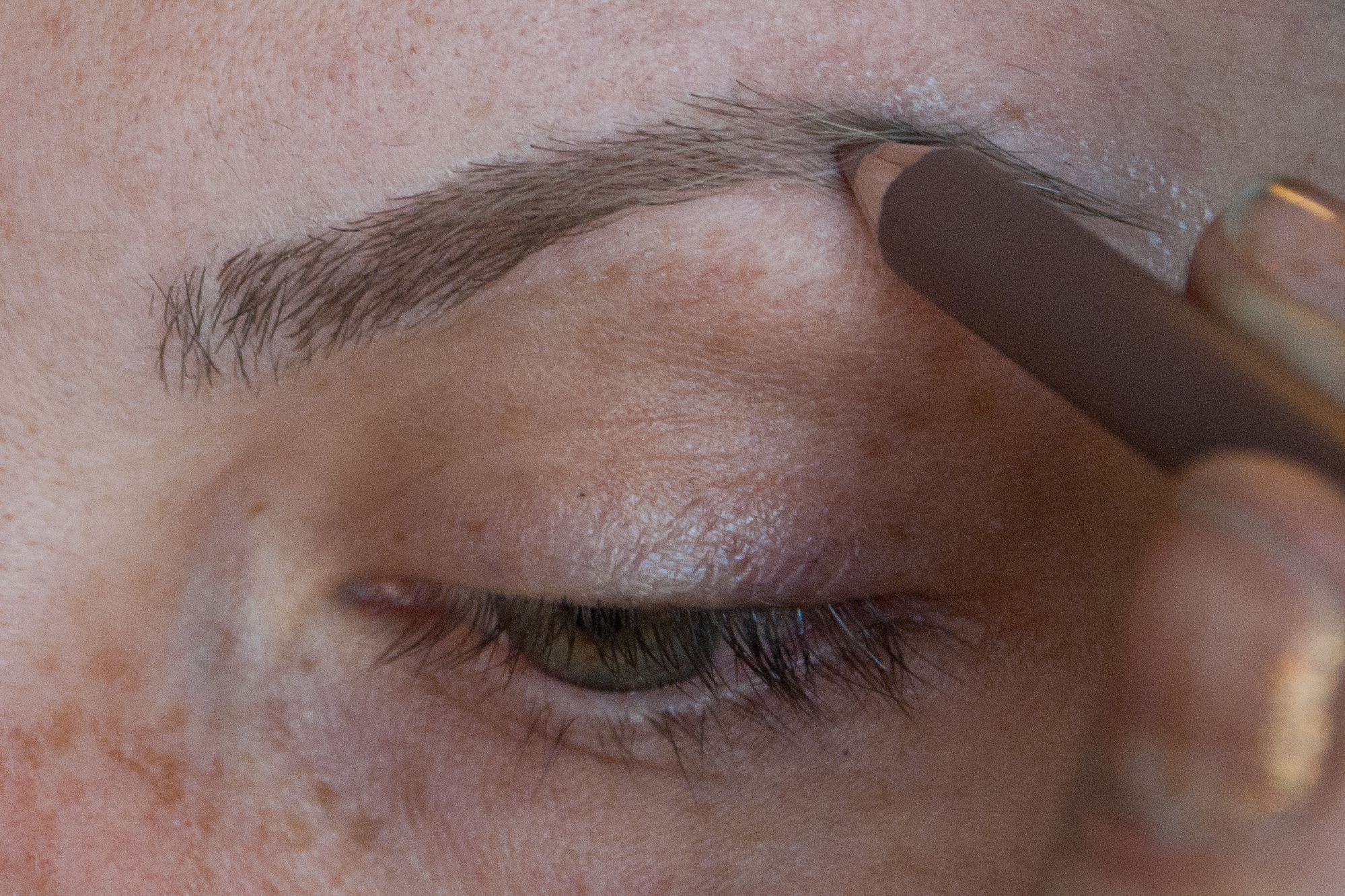 Perfect Eyebrows : 5 Steps (with Pictures) - Instructables