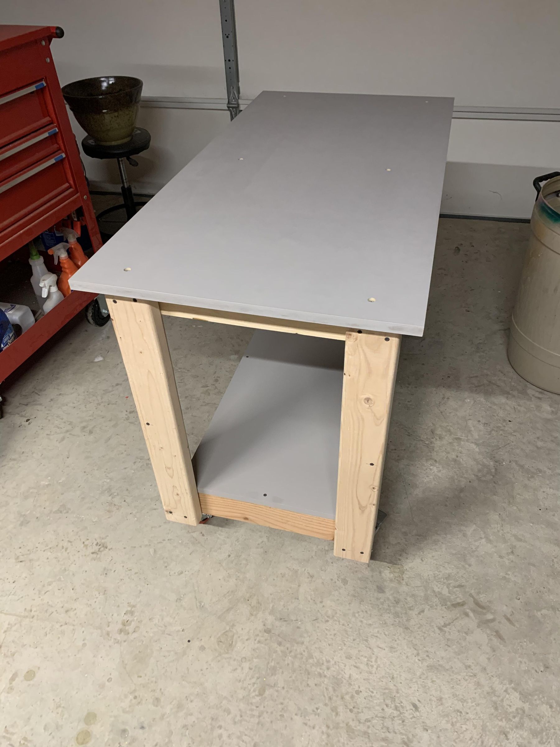One Hour Workbench : 6 Steps (with Pictures) - Instructables