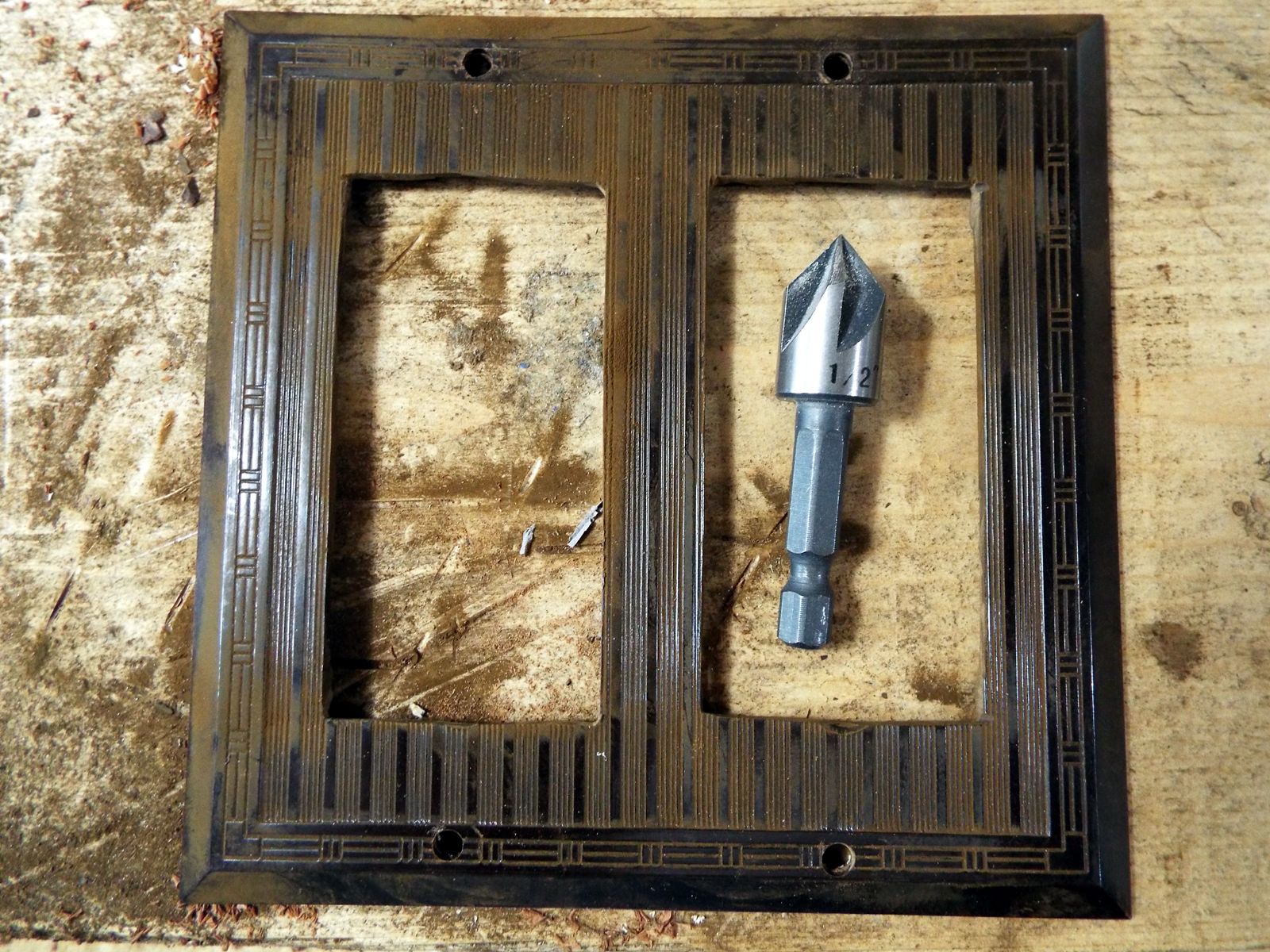 DIY Custom Electric Switch Wall Plate : 9 Steps - Instructables