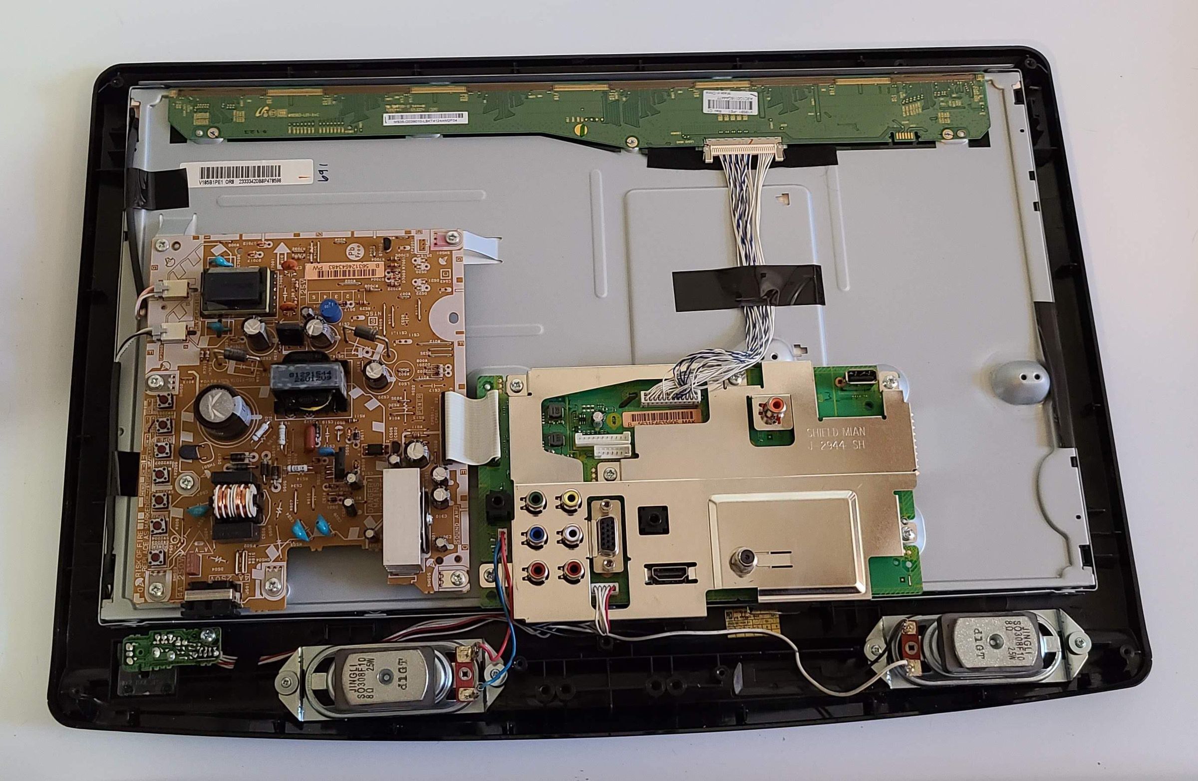 Repurposed and Recycled Electronics Tiles : 6 Steps (with Pictures ...