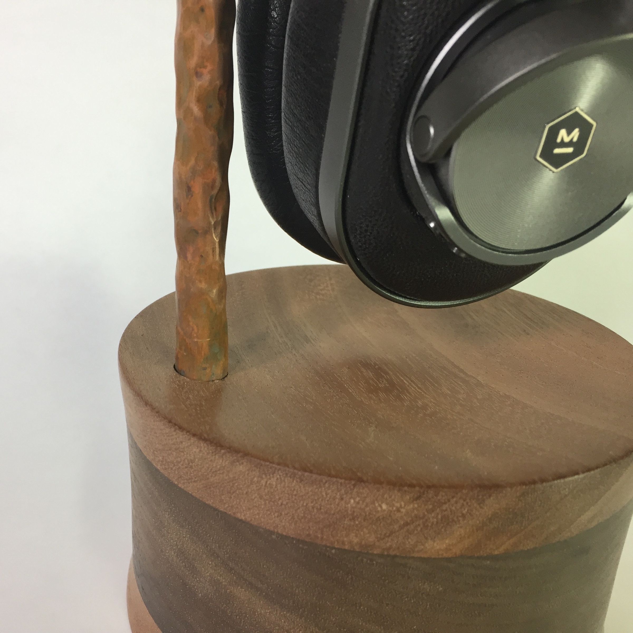 Make It - Headphone Stand : 5 Steps (with Pictures) - Instructables